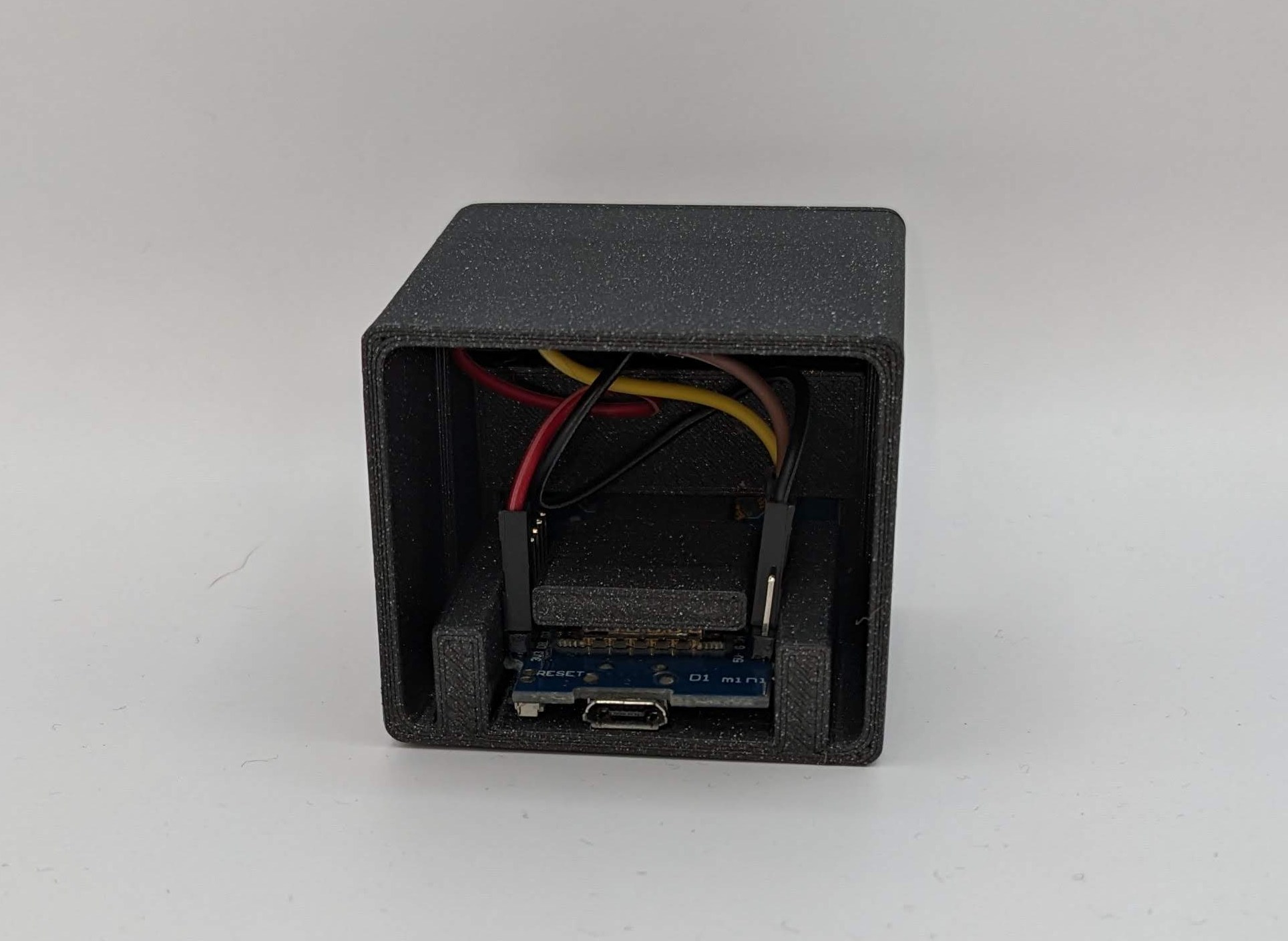 OLED + D1 Mini case by Marcel V | Download free STL model | Printables.com