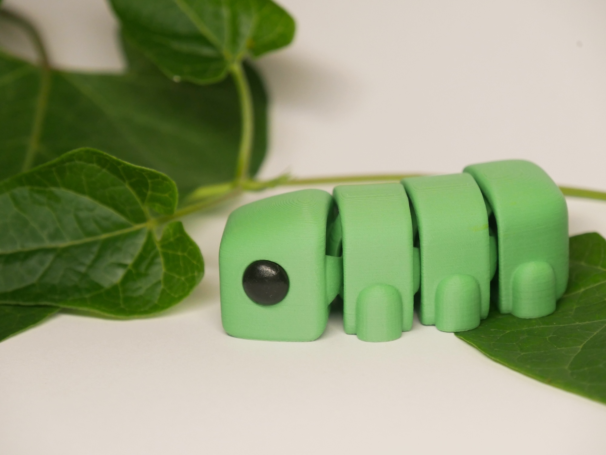 Articulated Cube Caterpillar autorstwa Biotic 3d | Pobierz darmowy ...