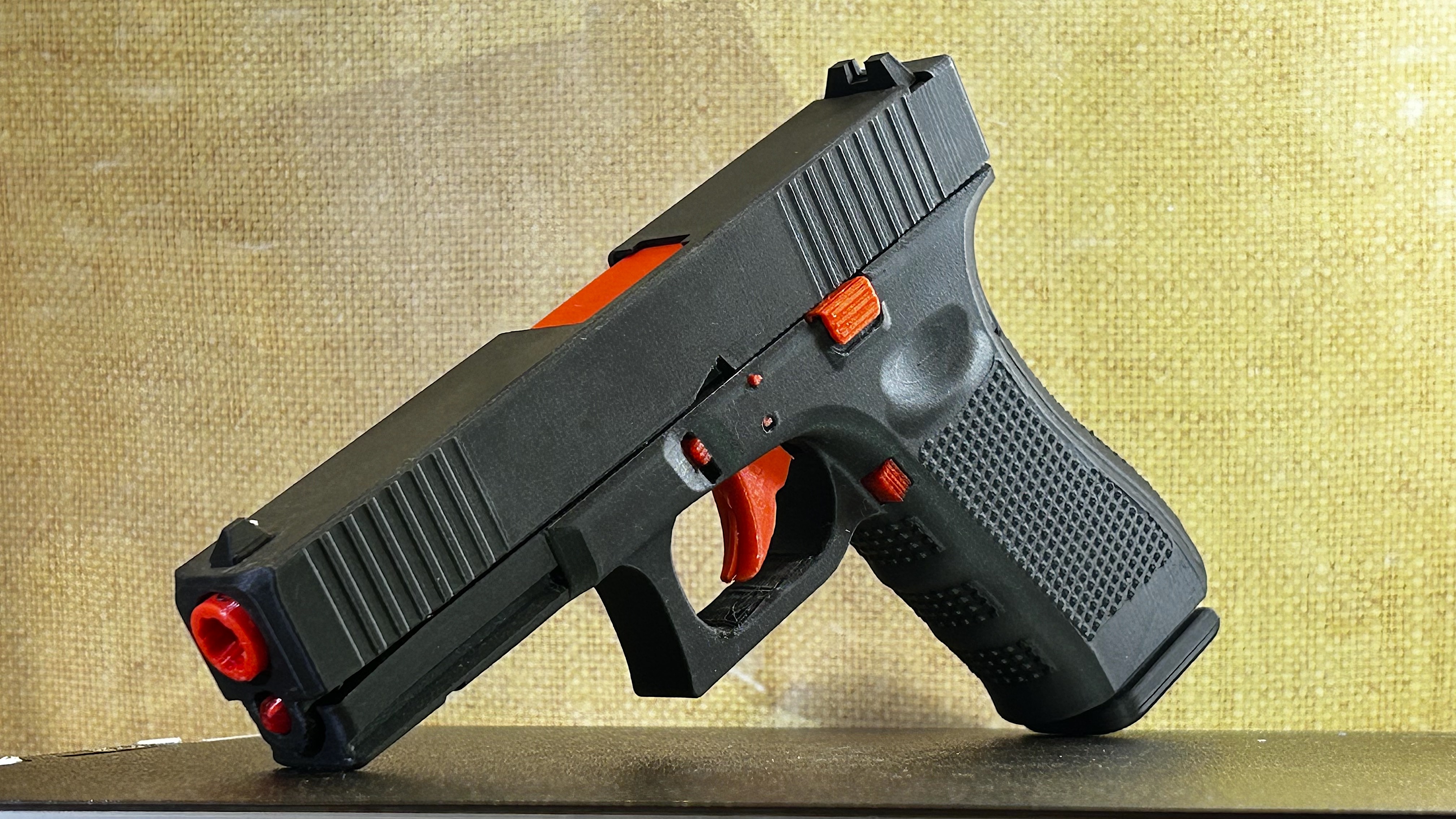 Standard props pistol, slide & barrel upgradeable por iczfirz ...