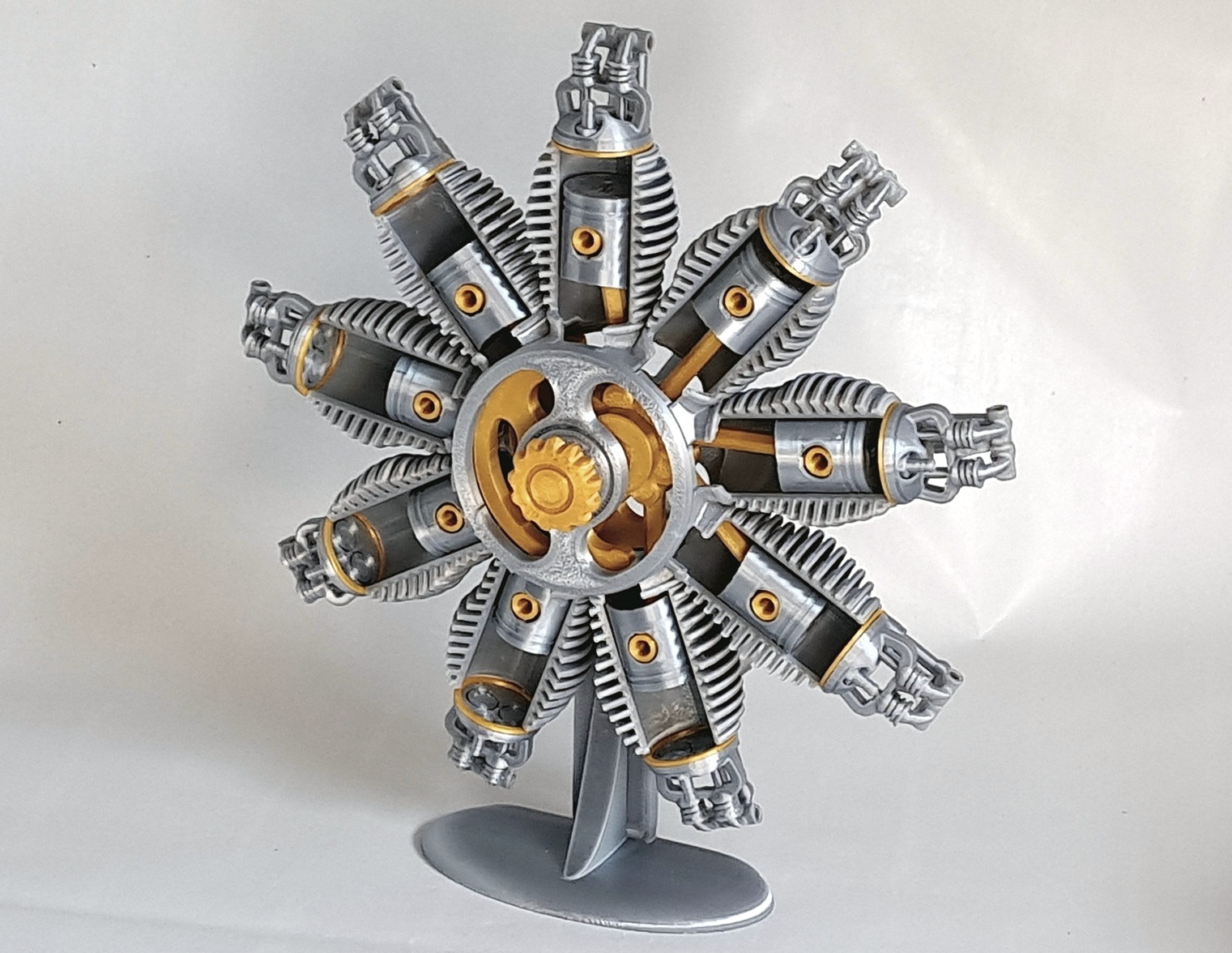9 Cylinder Radial Engine by Bootjevaarder | Download free STL model ...