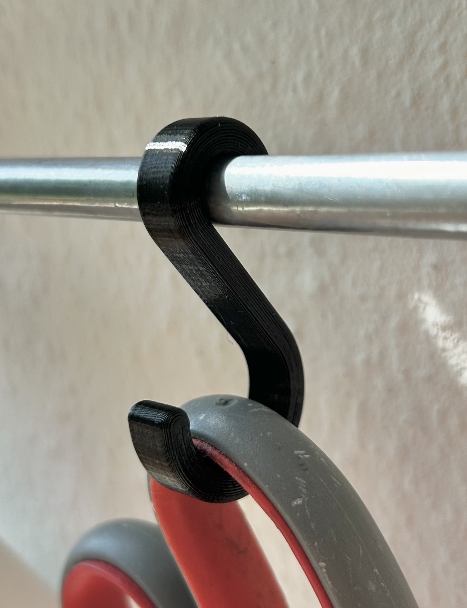 S-hooks asymmetric with varying inner diameters by BrianMelgaard ...