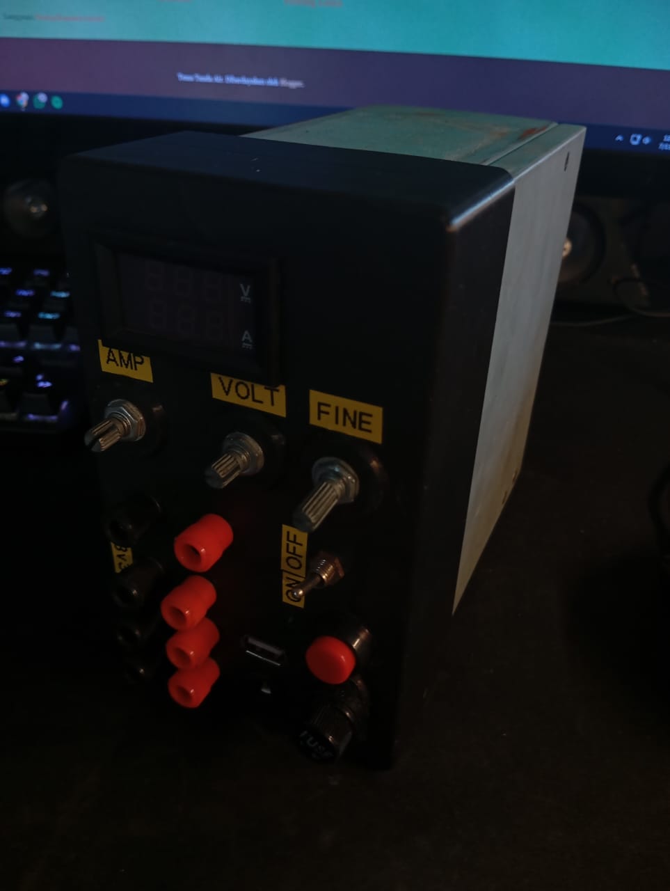 DIY Adjustable DC Power Supply by Flavius Jesu | Download free STL ...