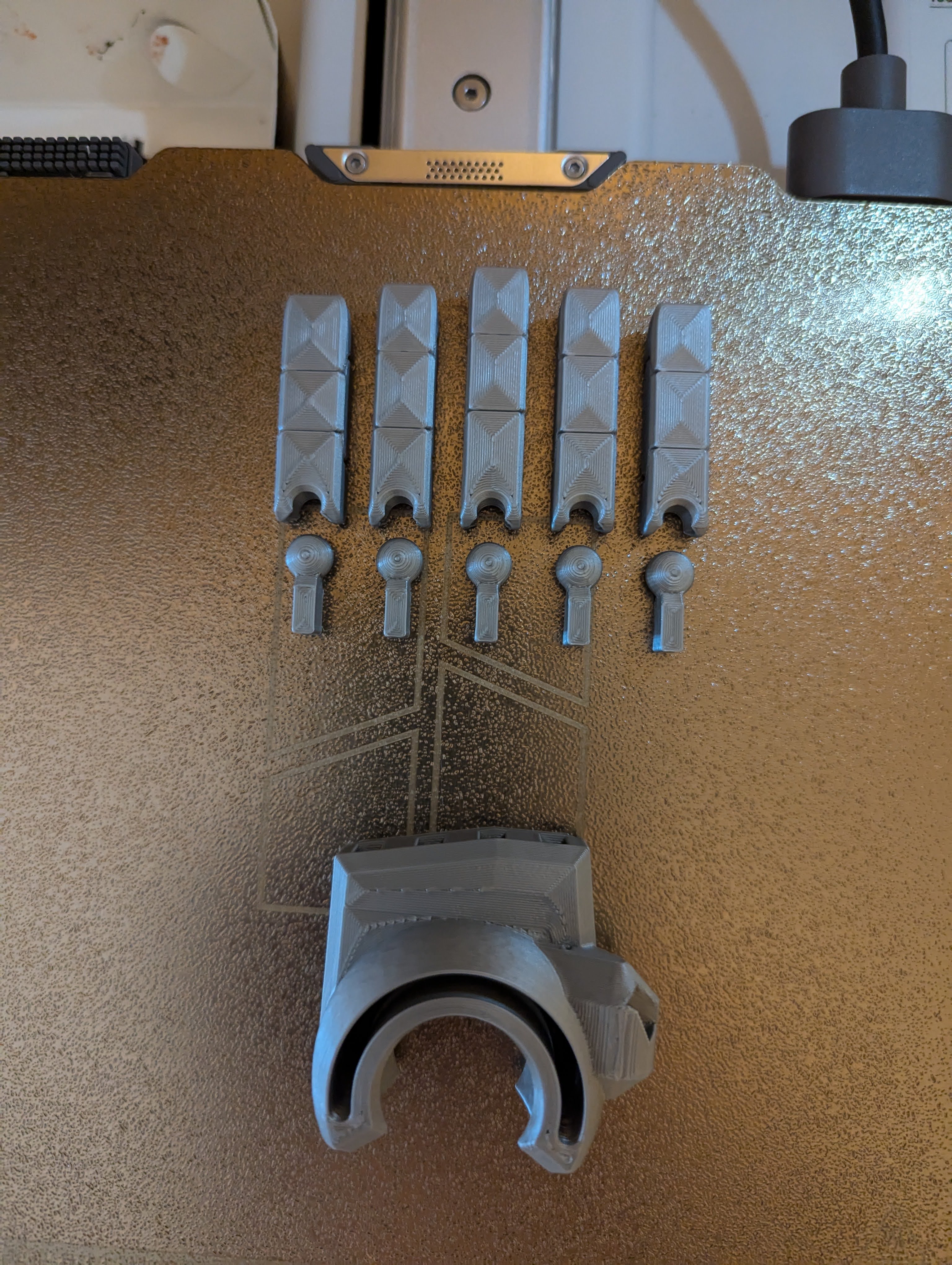 Dummy13 500% posable articulated robot hand print-in-place with stand by Vasichkin | Download ...