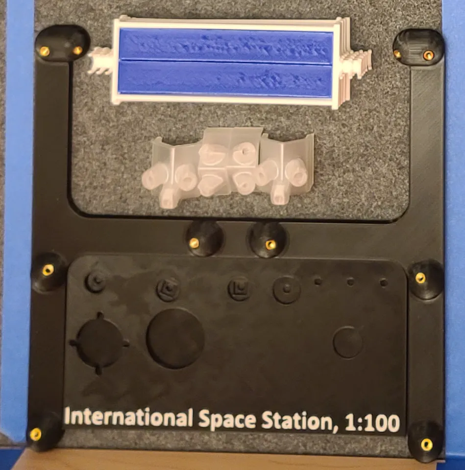 ISS 1:100 Display Stand by maxfagin | Download free STL model ...