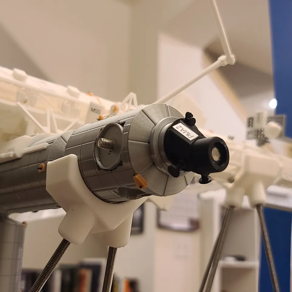 ISS 1:100 Display Stand by maxfagin | Download free STL model ...