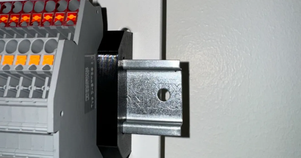 Skadis DIN Rail holder by Rasmus | Download free STL model | Printables.com