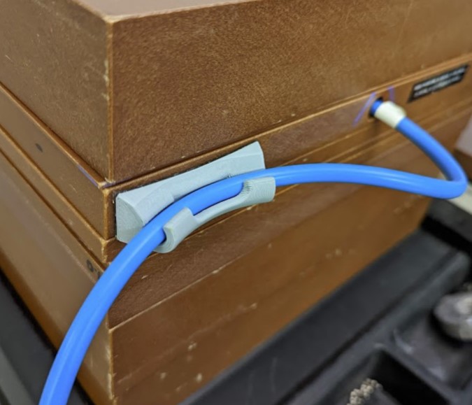 Ion Chamber Cord Retainer by MakingMedicalPhysics | Download free STL ...