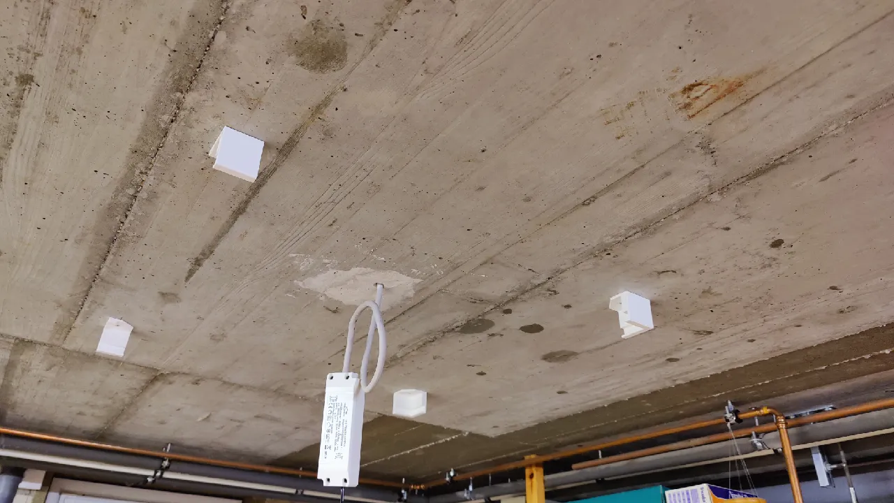 Minimalistic Ceiling Mount Frame for Flat LED Panels by 3D_DaDDy ...
