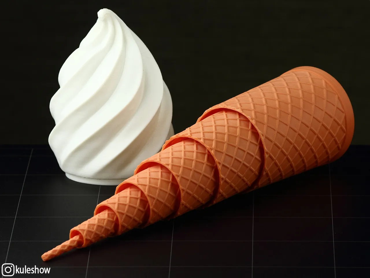 Collapsible Ice Cream Cone by bigovereasy | Download free STL model ...