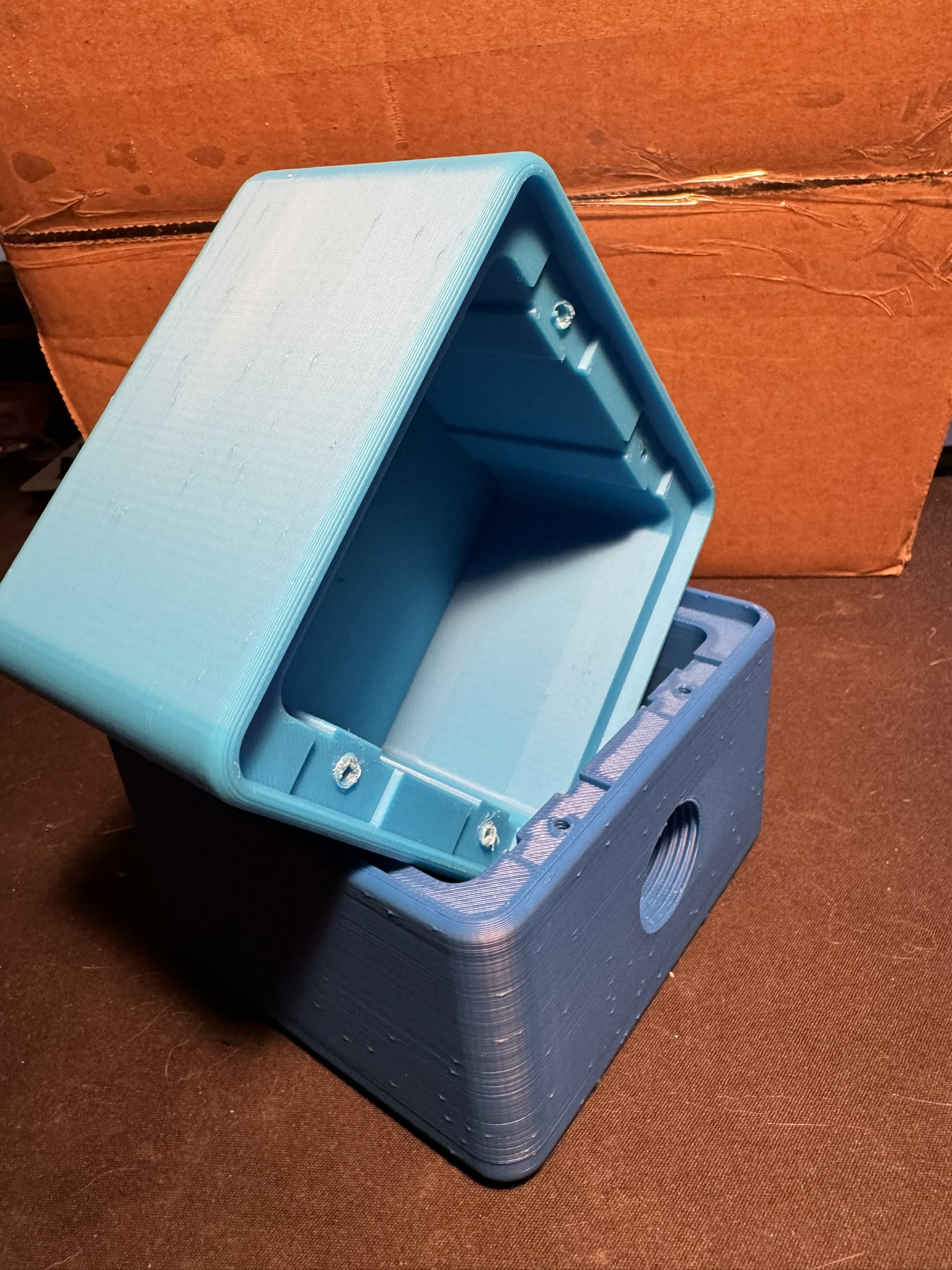 Portable 2 Gang Outlet Box by McKeeTech | Download free STL model ...