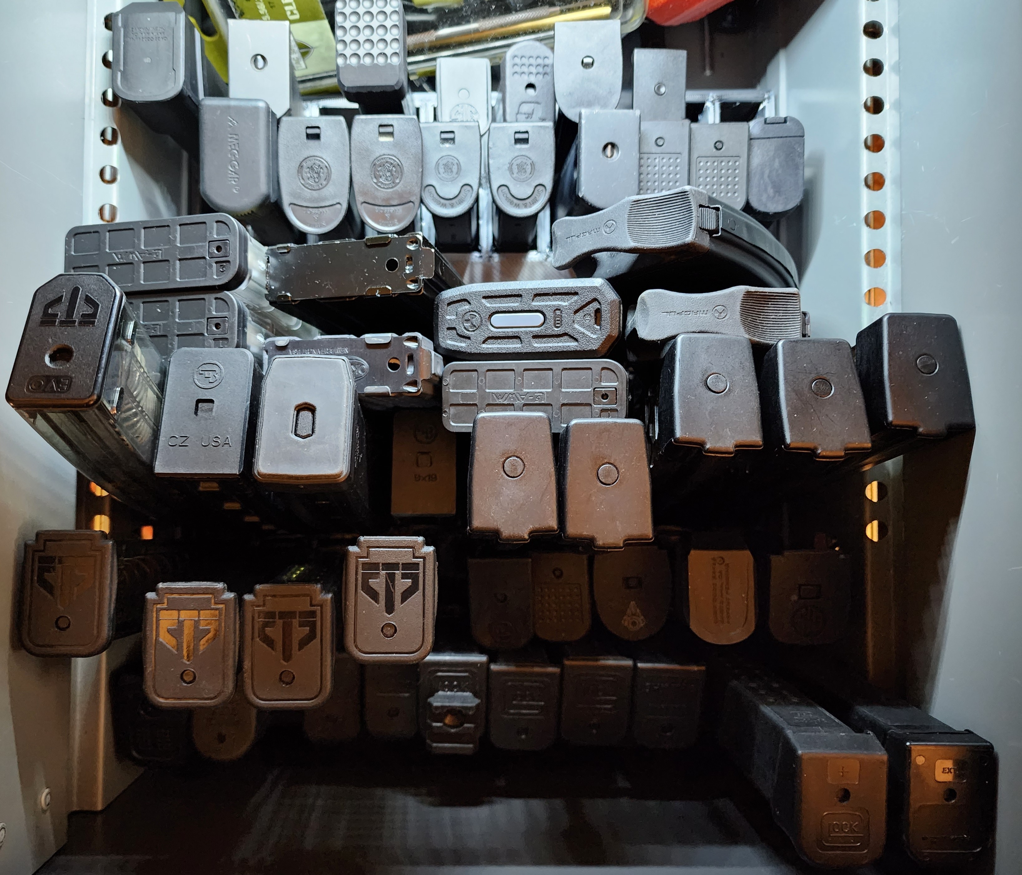 Magrid Multi-Magazine Drawer Organizer by j____t_____ | Download free ...