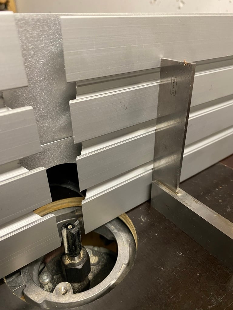 Dewalt DWE 7492 Router Fence by fru8500 | Download free STL model ...