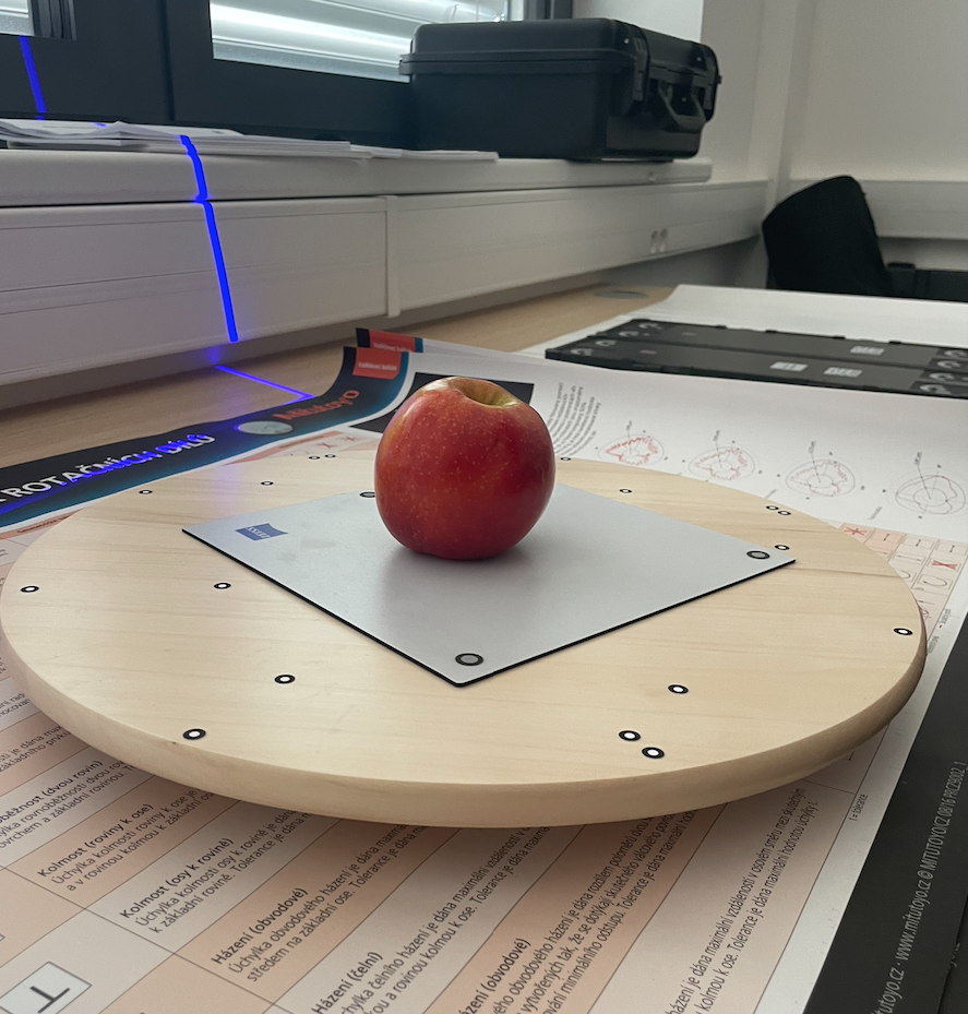 high detail apple by vilem gnip | Download free STL model | Printables.com