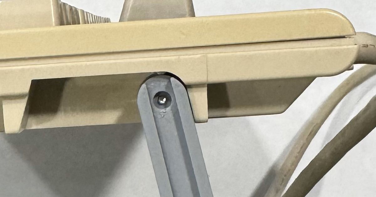 Commodore 128D Keyboard Foot by Bagellord | Download free STL model ...