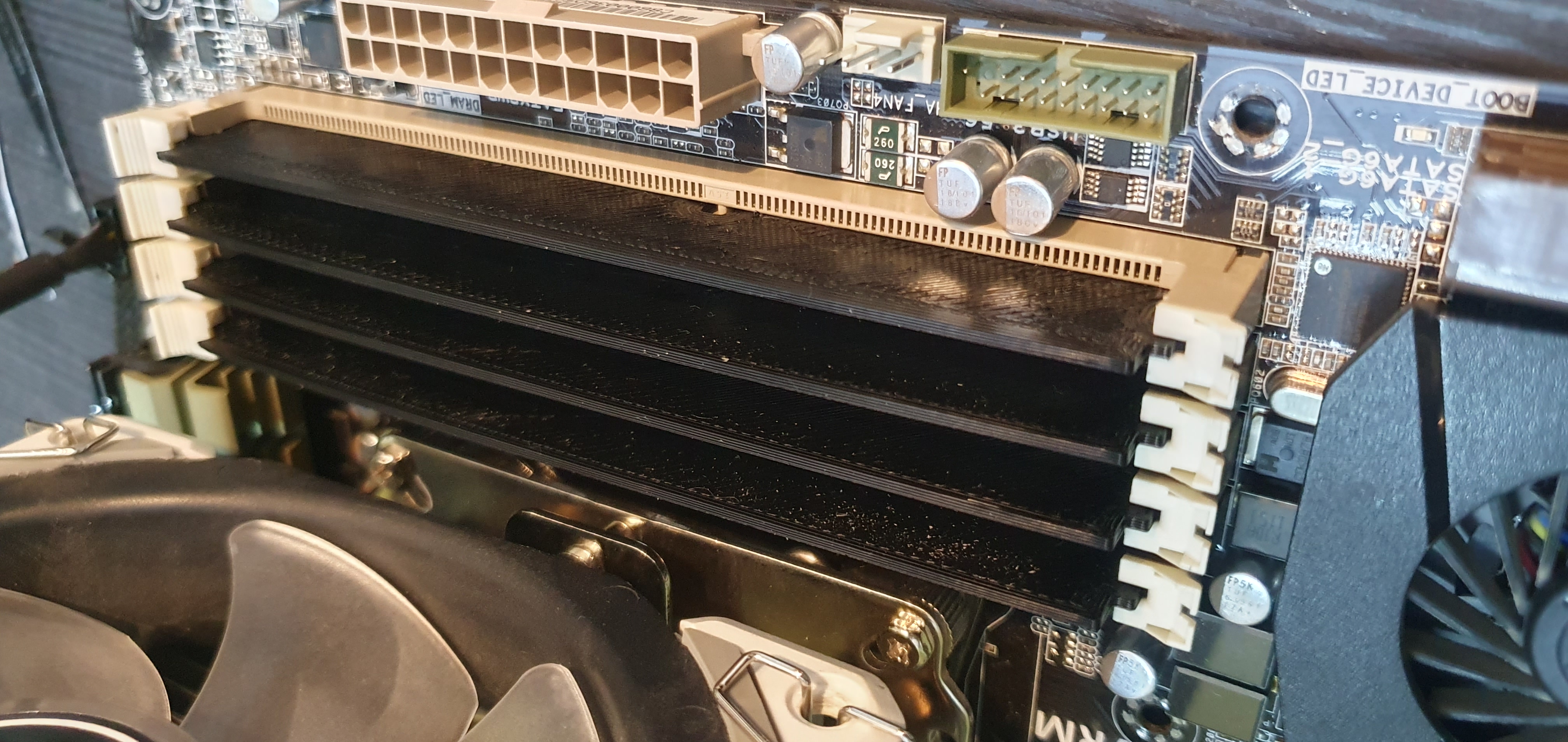 DDR3 ram slot cover by UseFullMake | Download free STL model ...