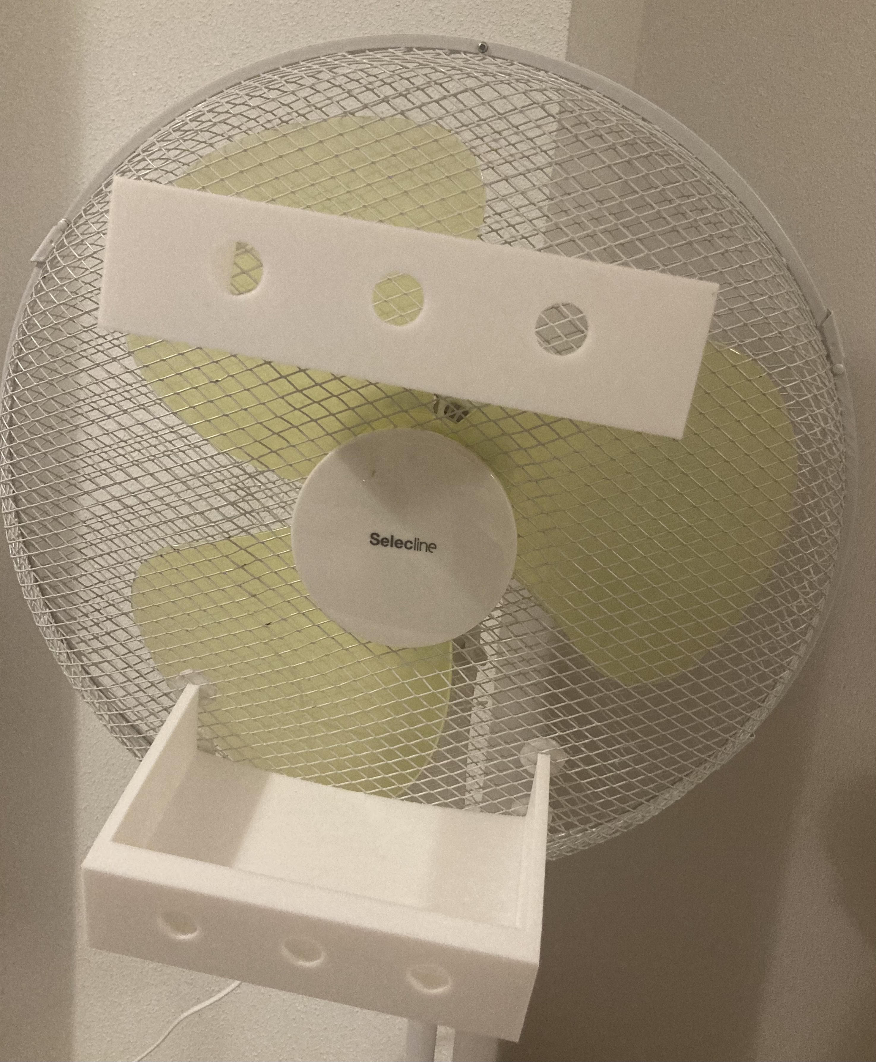 Ice block mount for standing / pedestal fan ventilador de pie soporte ...