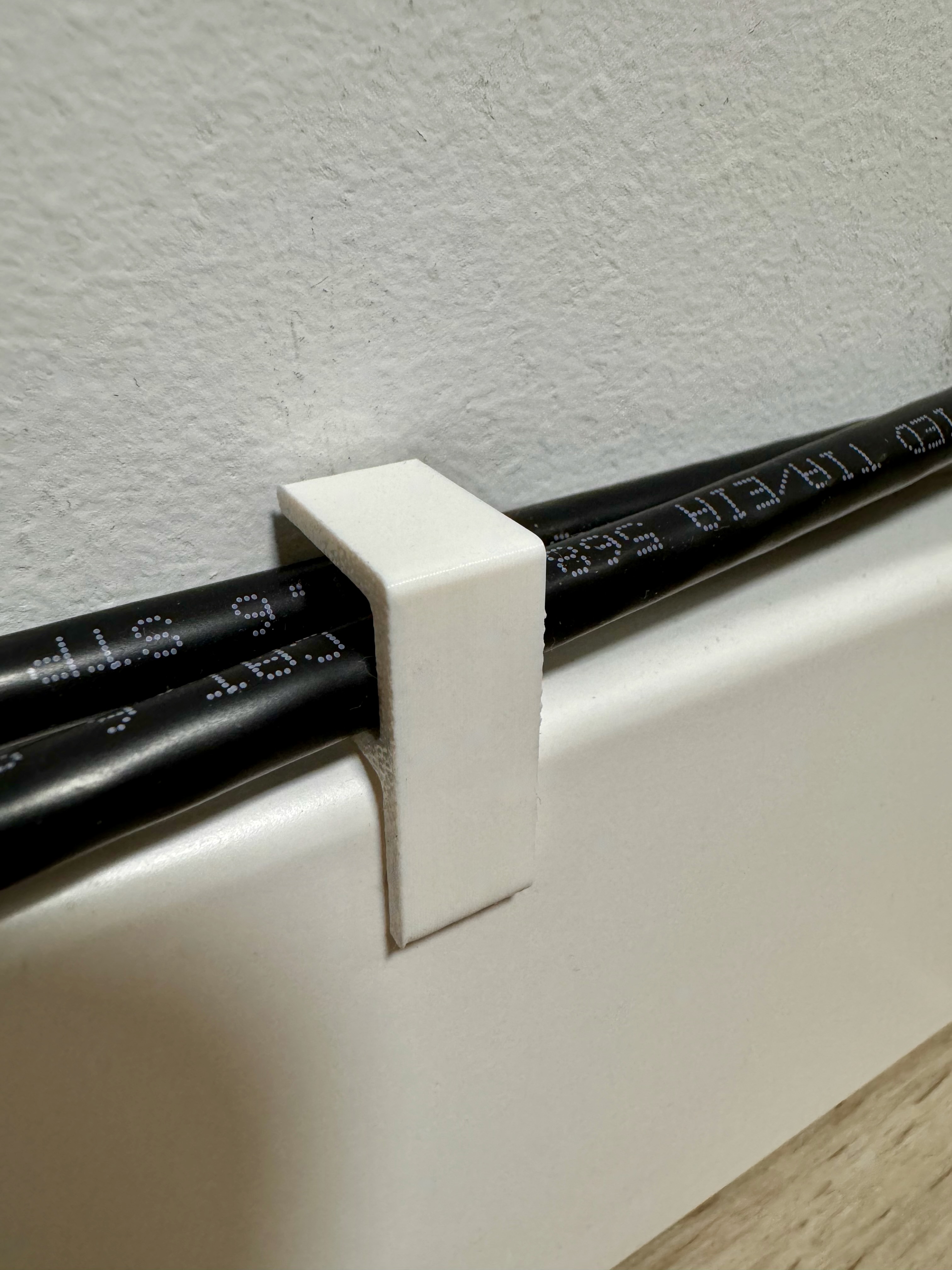 Skirting Board Cable Holder by JRiuk | Download free STL model ...