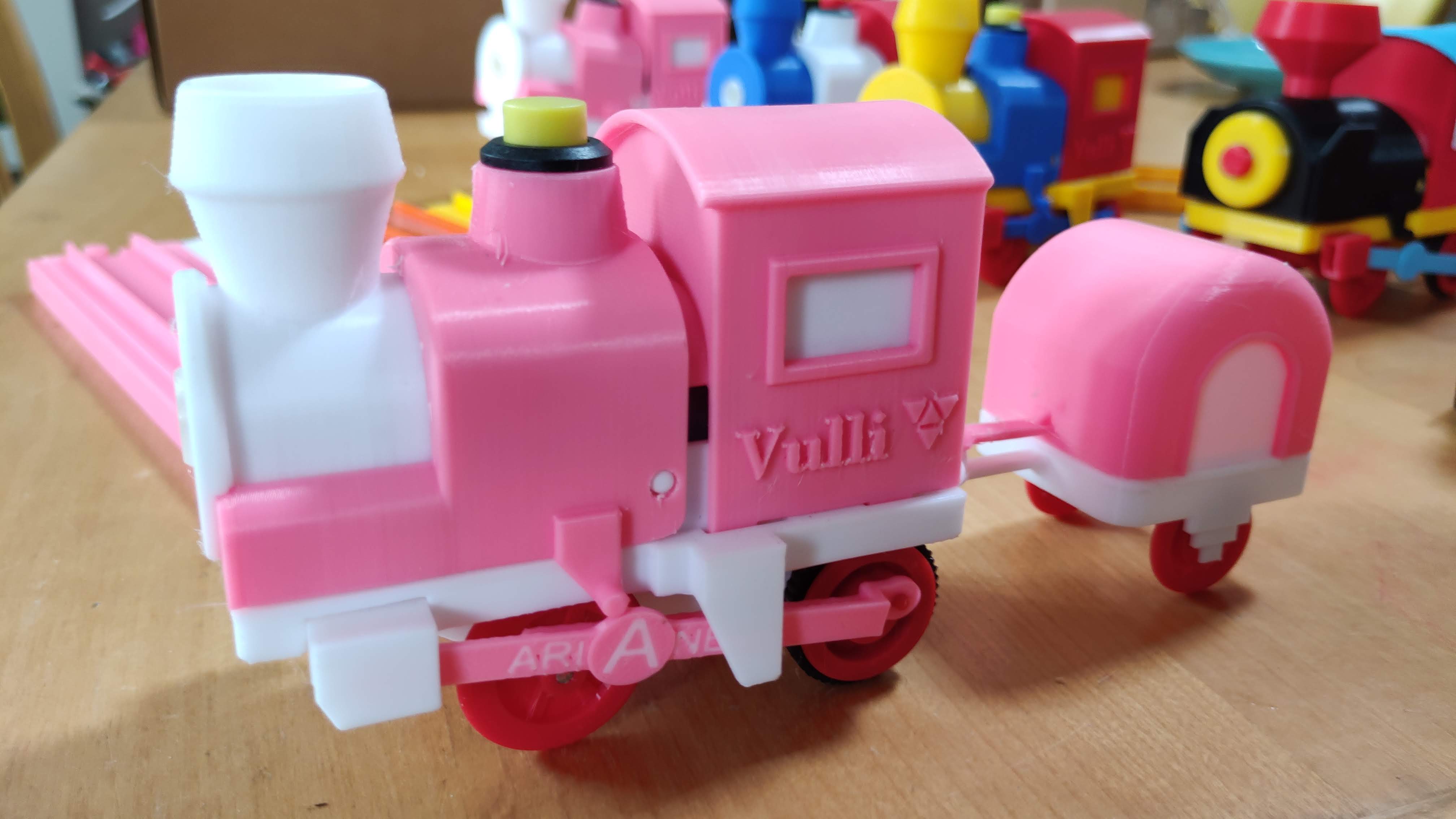 Vulli Train / Enchanted Train : 2 models + 2 trailers + rails by ...