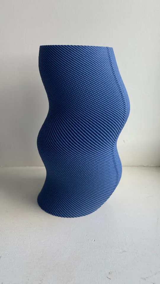 Modern vase - Wavy - Textured by Coligny3d | Download free STL model ...