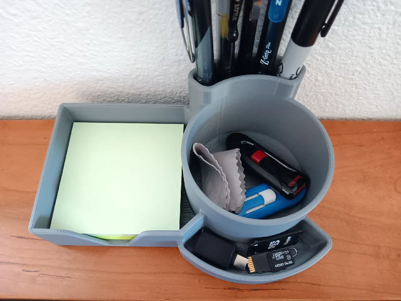 Modern Desk Organizer by HexAxis3D | Download free STL model ...