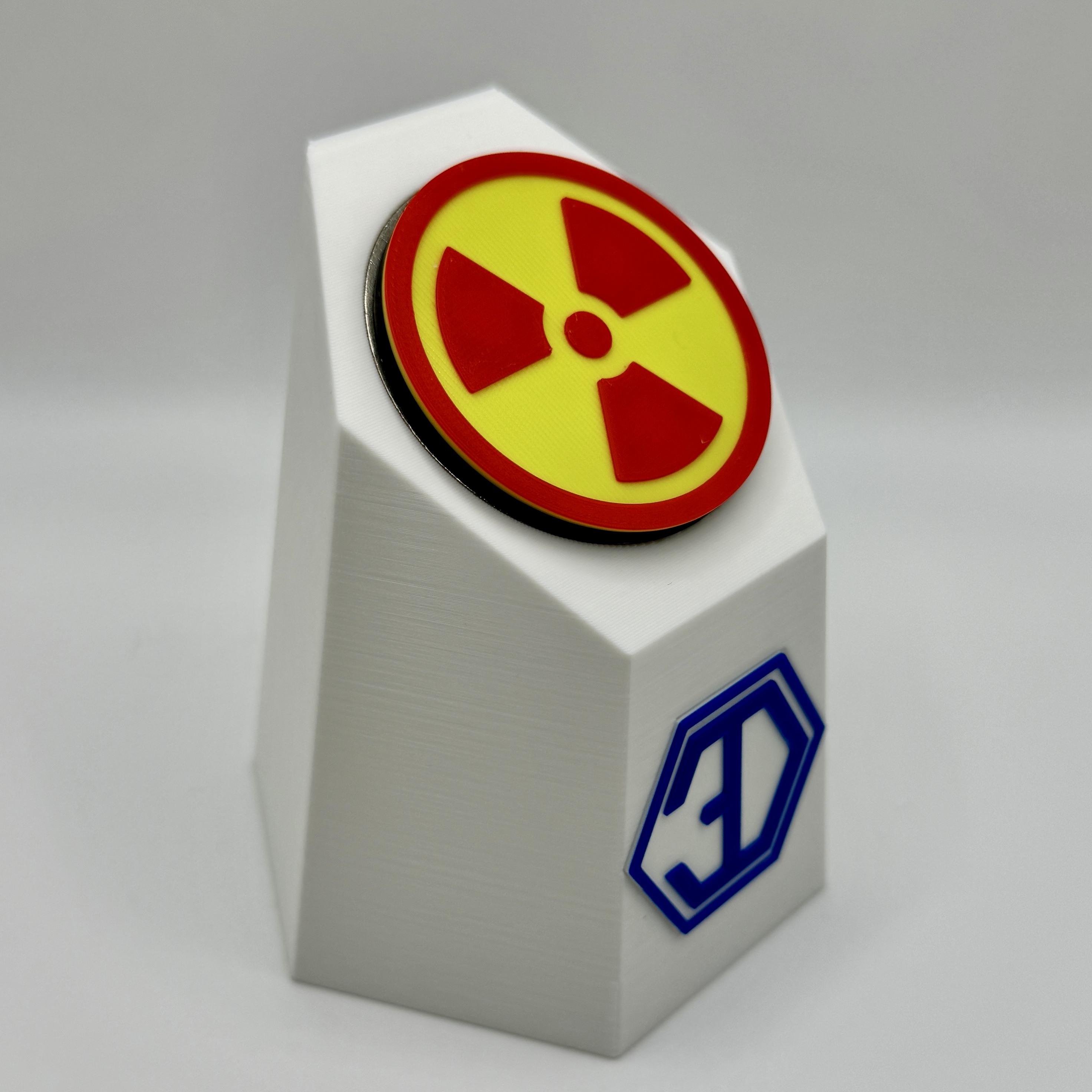 Radioactive Symbol Magnet by Cobalt3D | Download free STL model ...