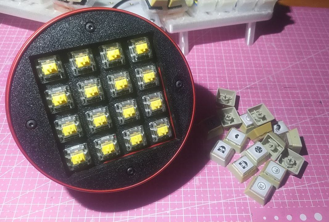Knipex Bauble 16-key macro pad "Baller" by BFB | Download free STL ...