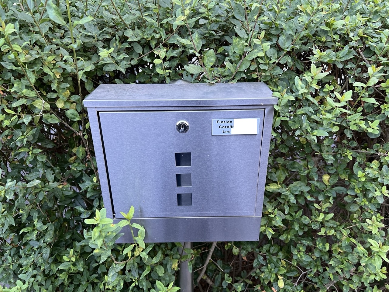 Post Box Label 3 Names by fgeck | Download free STL model | Printables.com