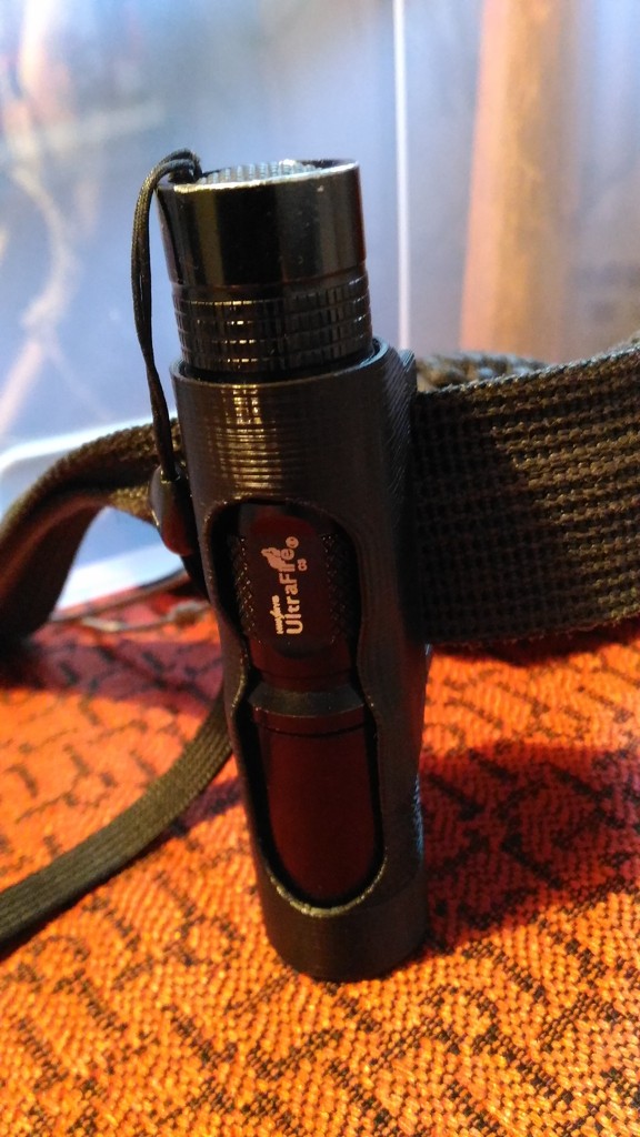 UltraFire c3 flashlight belt clip by parkis | Download free STL model ...
