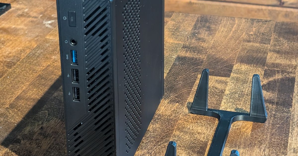 Minisforum MS-01 Vertical Stand by Dopins | Download free STL model ...