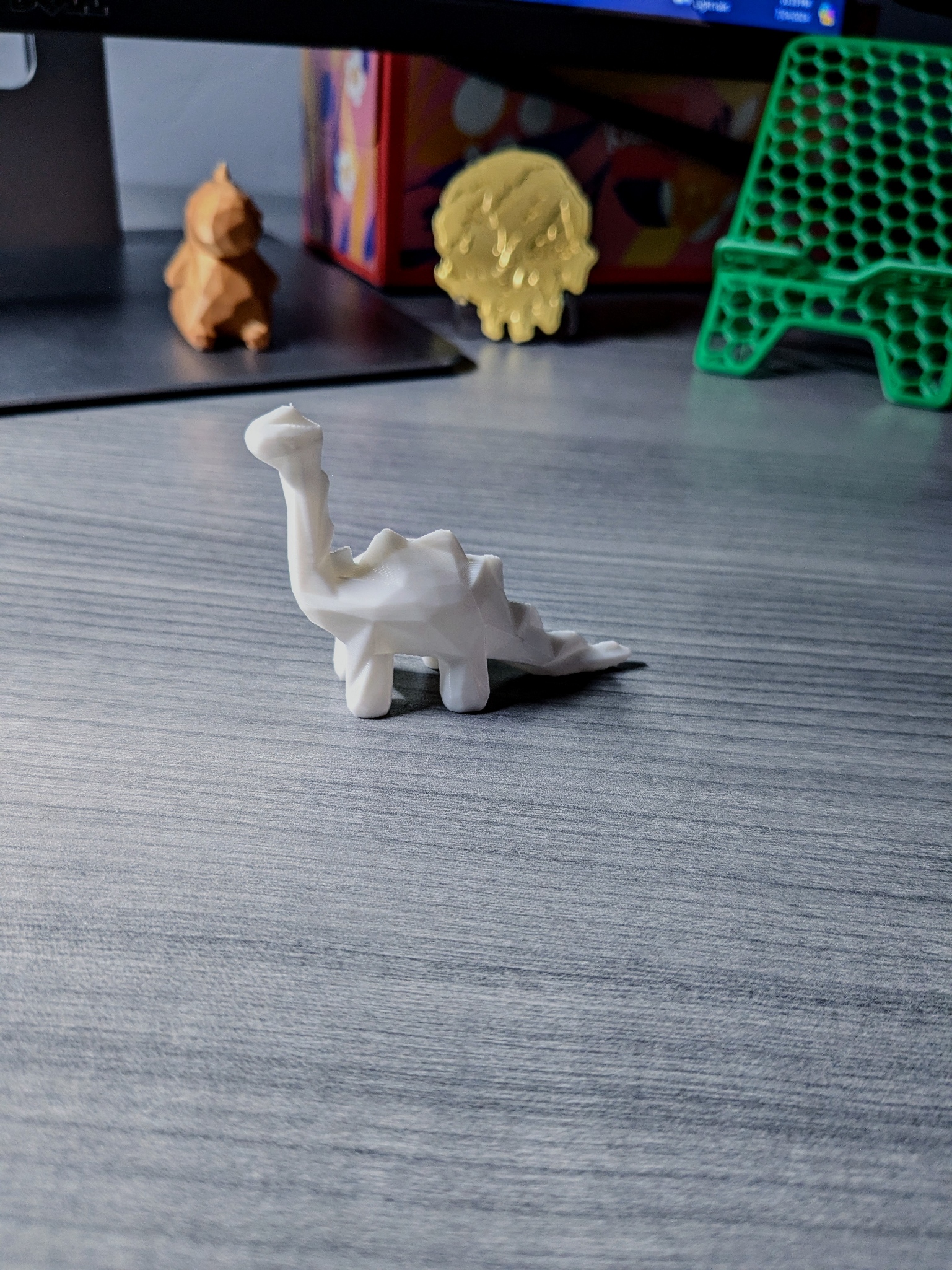 Low Poly Tall Desk Dino by olitty | Download free STL model ...