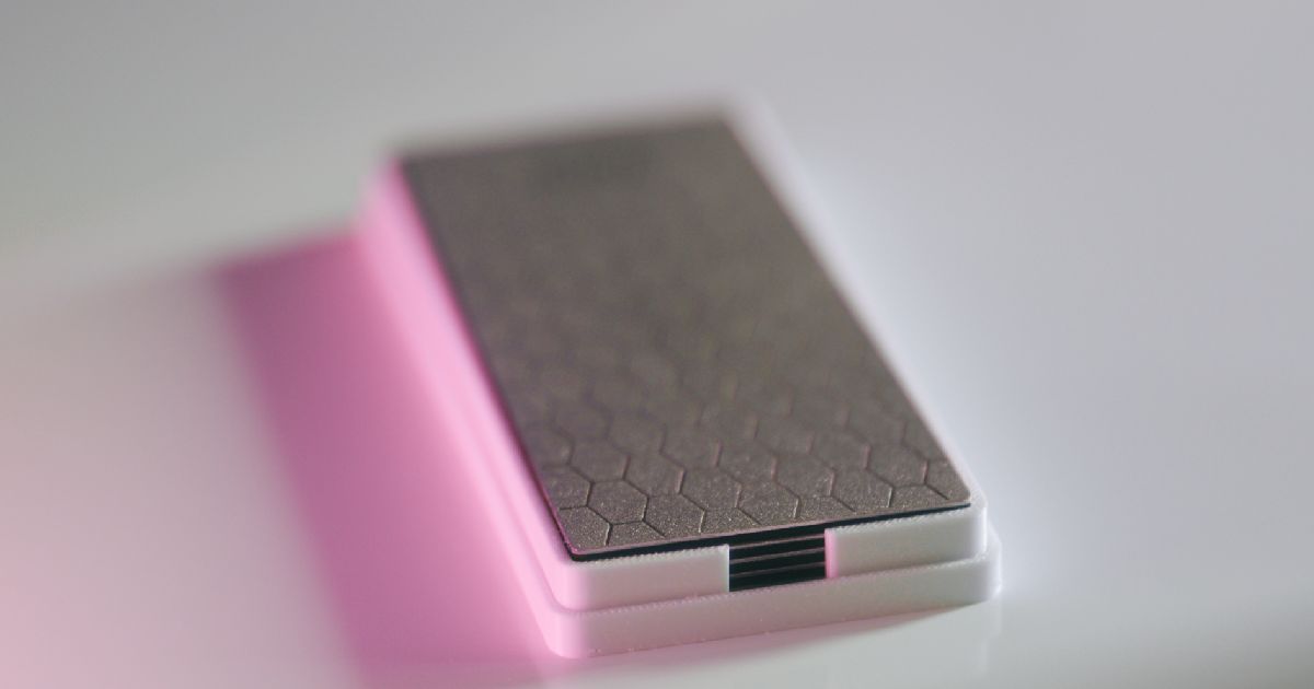 5pcs Diamond Sharpening Stone Case and Usable Stand by sdkk | Download ...