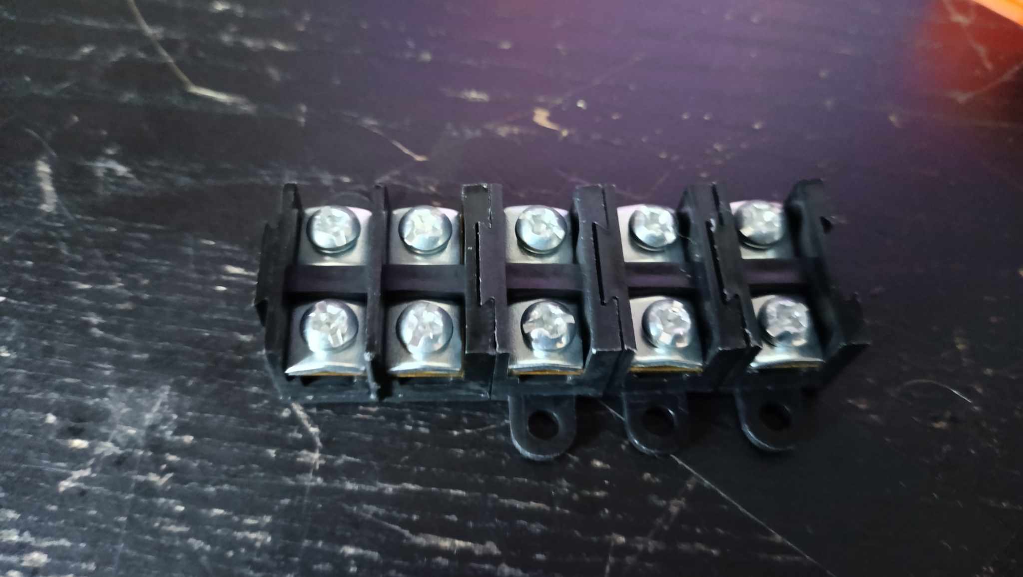 Enclosed 3-Phase Electrical Terminal Block for TN-S Network with ...