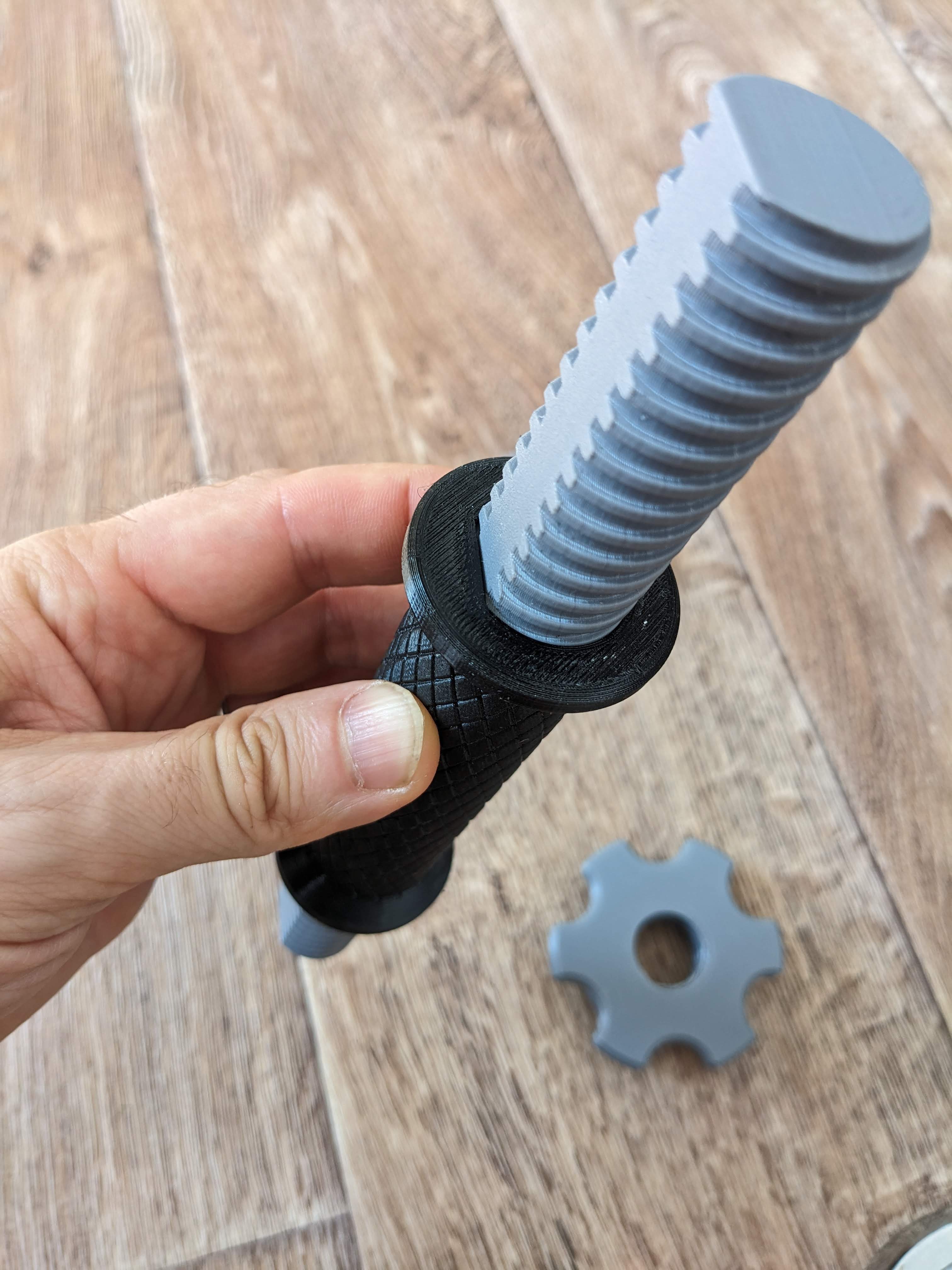 Dumbbell handle with TPU grip by porconocco | Download free STL model ...