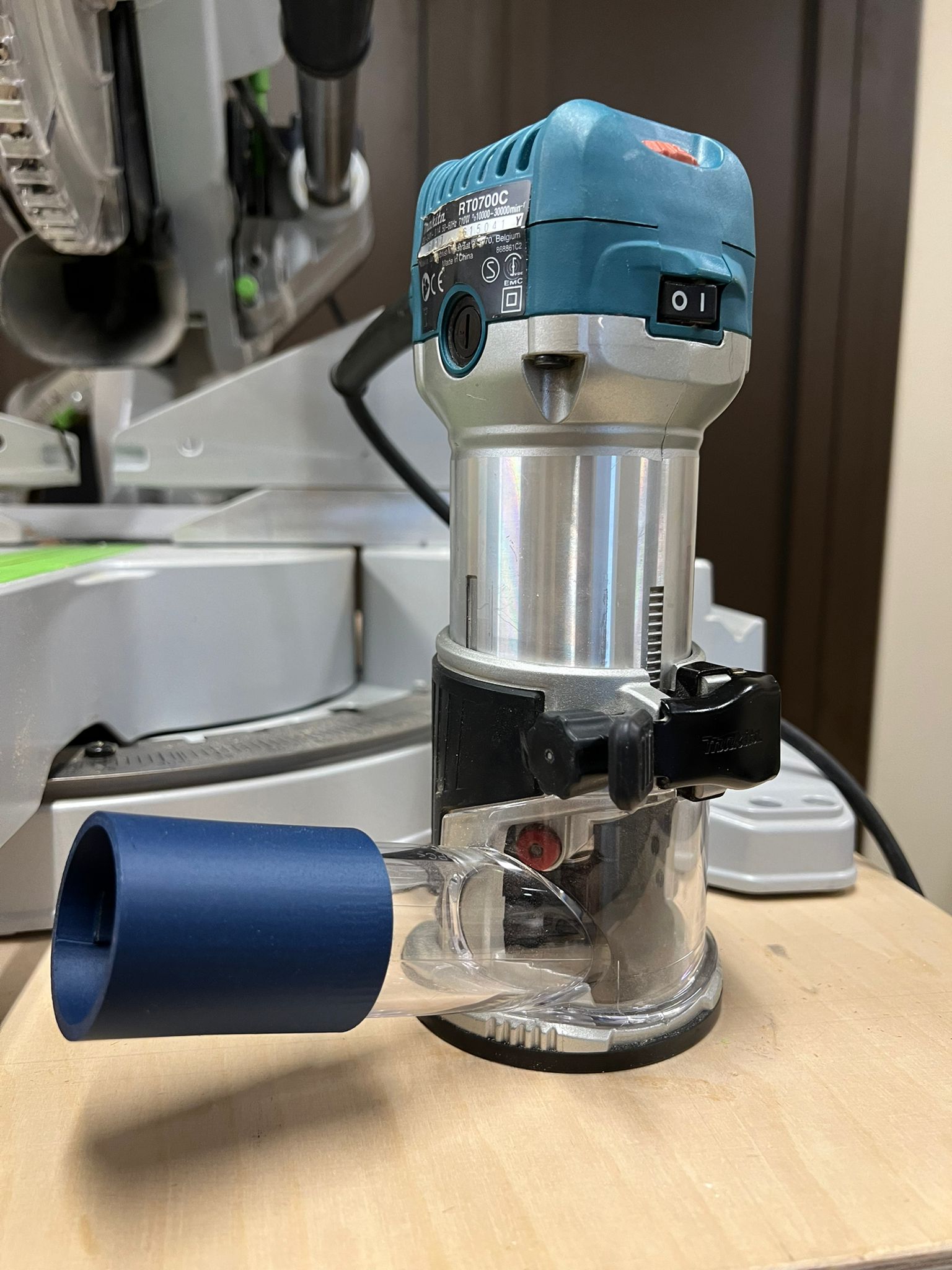 Makita RT0700 to Festool Vacuum Adapter by mportus | Download free STL ...