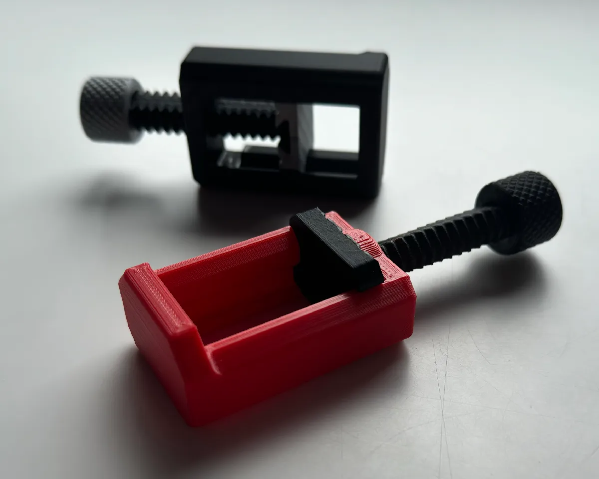 Small Vise by Wolfie | Download free STL model | Printables.com