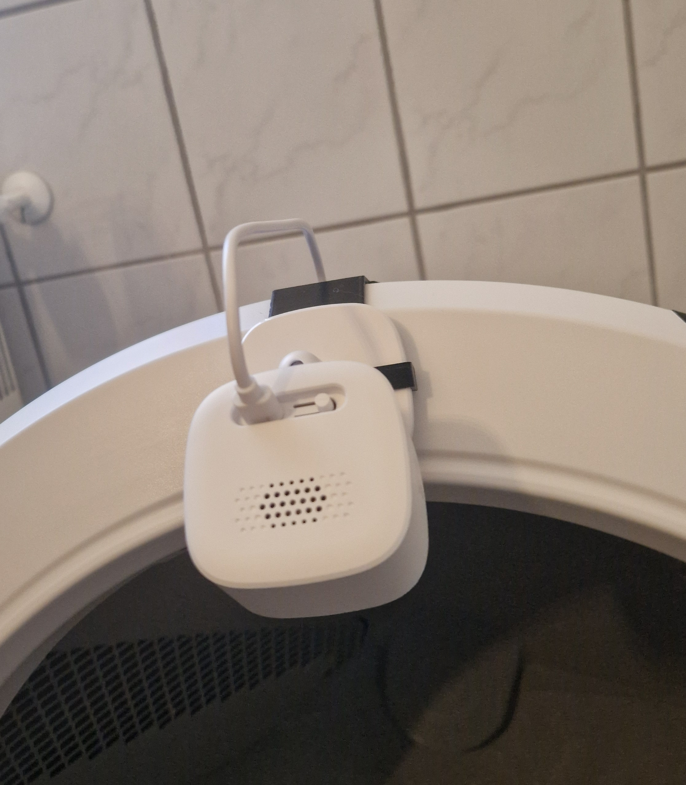 Litter Robot 4 Camera Mount (eufy) by Chrotesque | Download free STL ...
