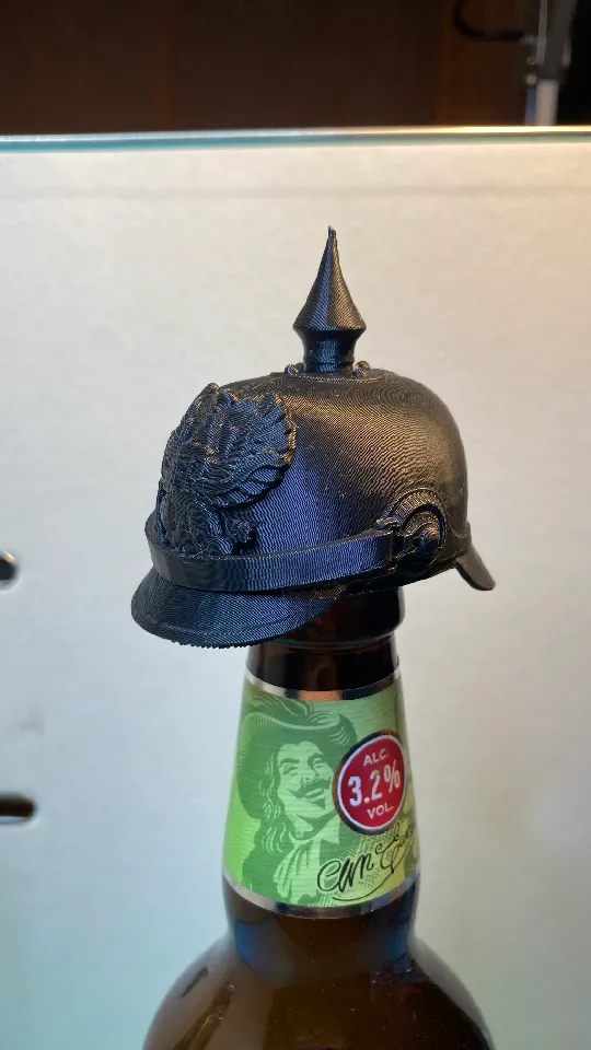 Pickelhaube Flaschenhelm by MarS | Download free STL model | Printables.com