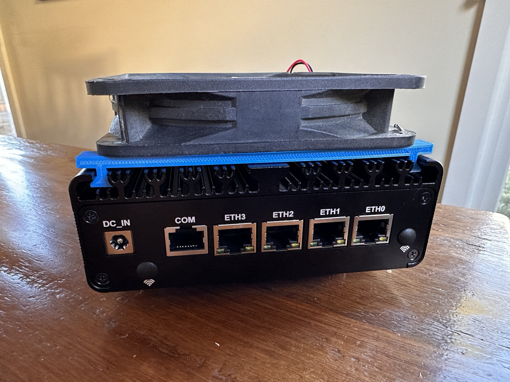 Fan mount for Topton N100 fanless case by ideasman | Download free STL ...