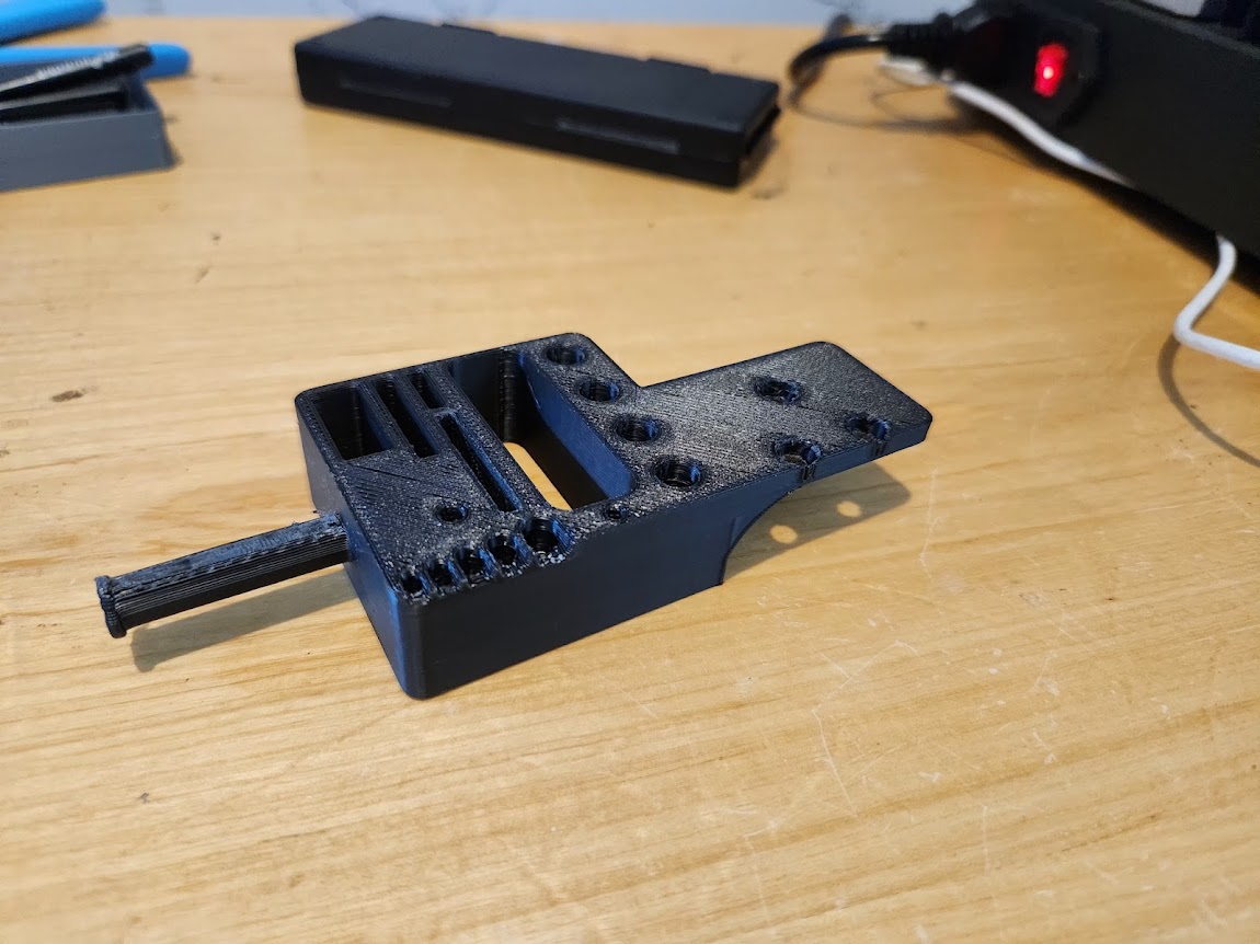 Ender 3 V3 SE Tool Holder (with longer knob & caliper hole) by Gabriel ...