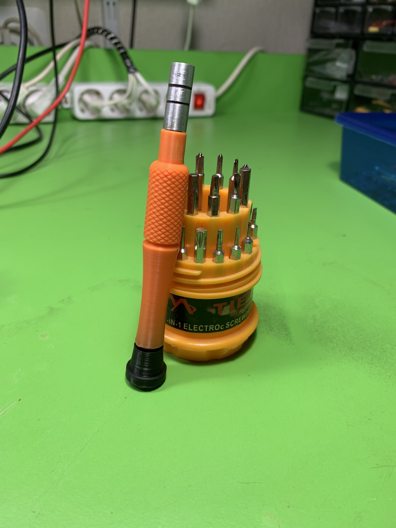 Screwdriver handle replacement for set by Sashko | Download free STL ...