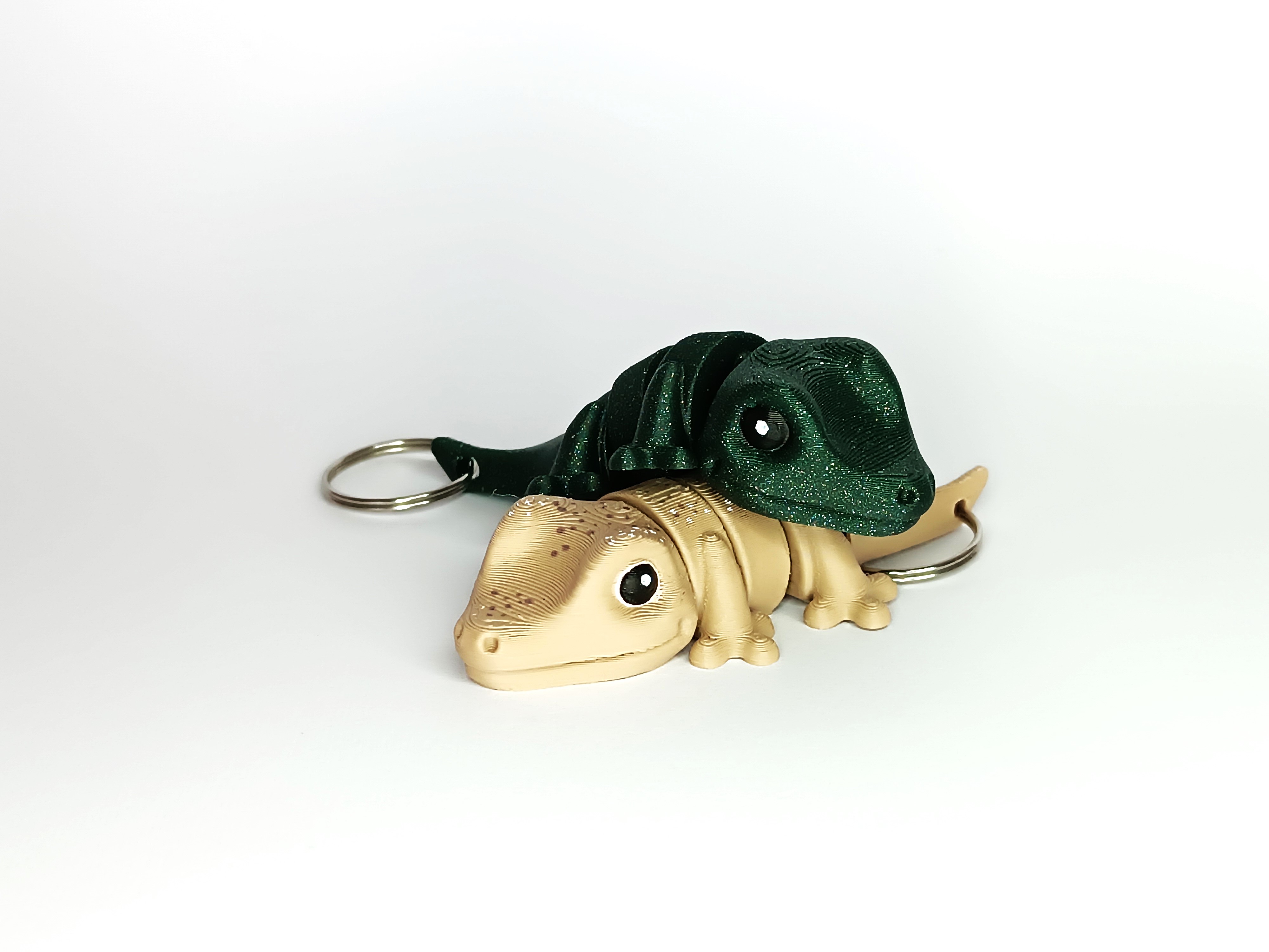 Cute Flexi Gecko (Keychain & Magnet) by Valeria Momo | Download free ...