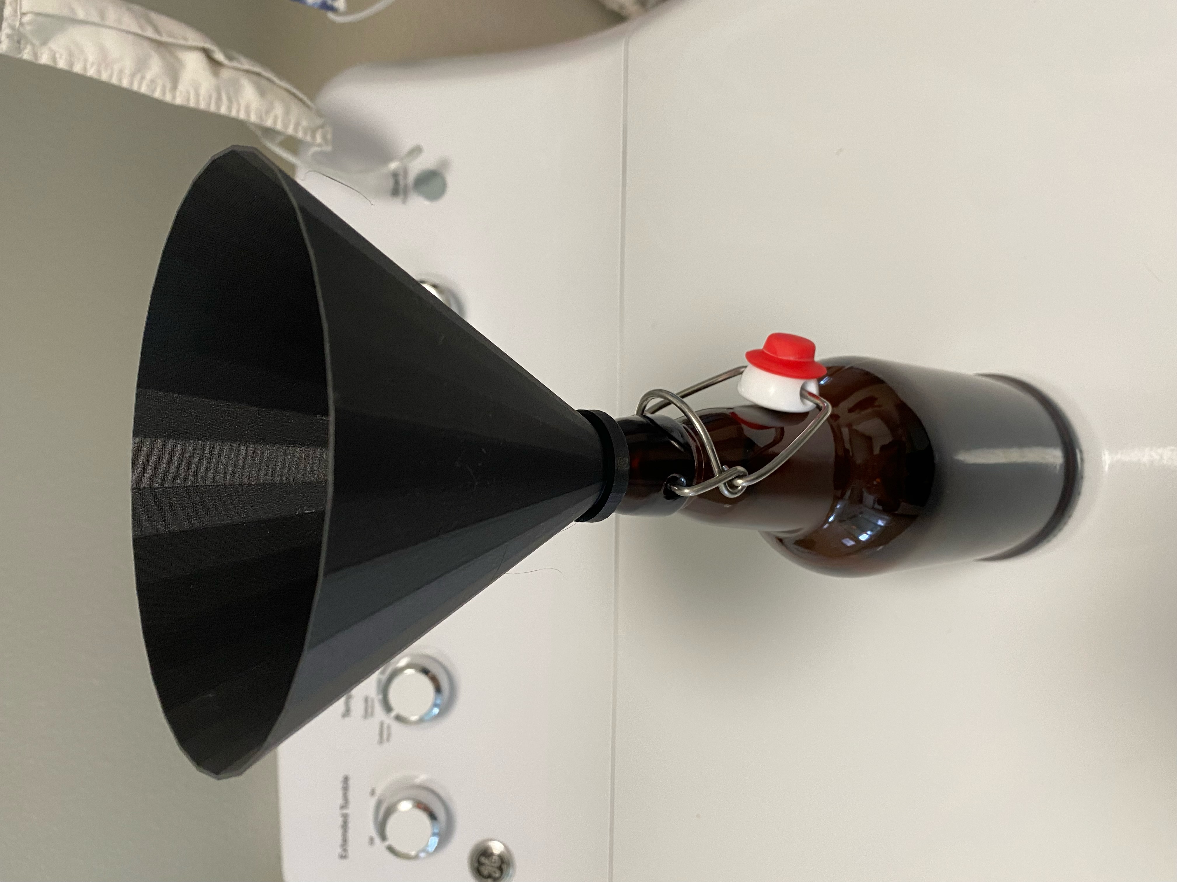 Funnel for Easy Wire swing cap bottles 16oz and 1 liter por Isaac ...