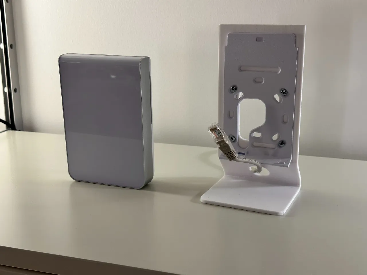 Unifi U7 Pro Wall Desk Stand by fatih | Download free STL model ...