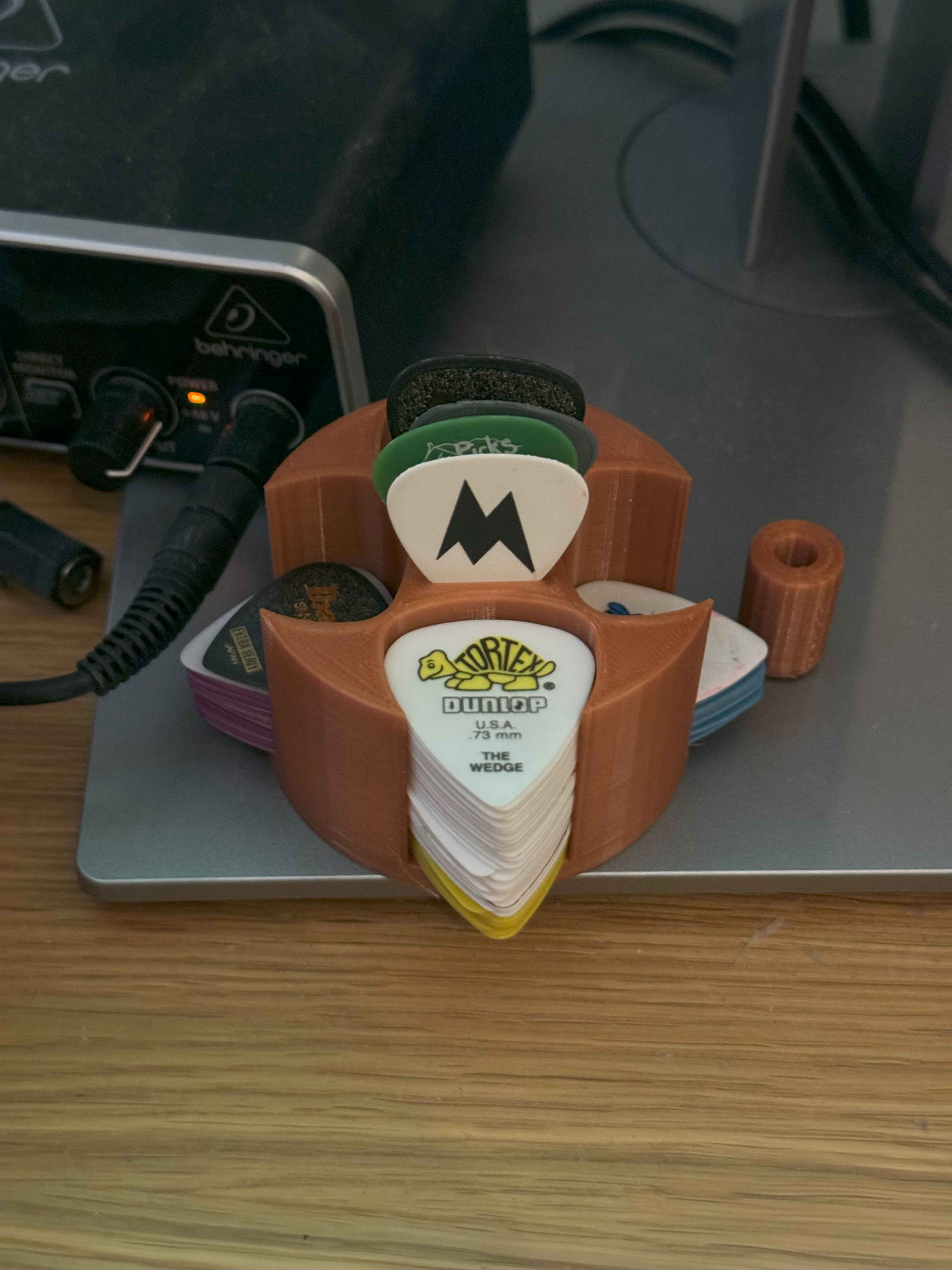 Guitar Pick Carousel by Tony Seulanto | Download free STL model ...