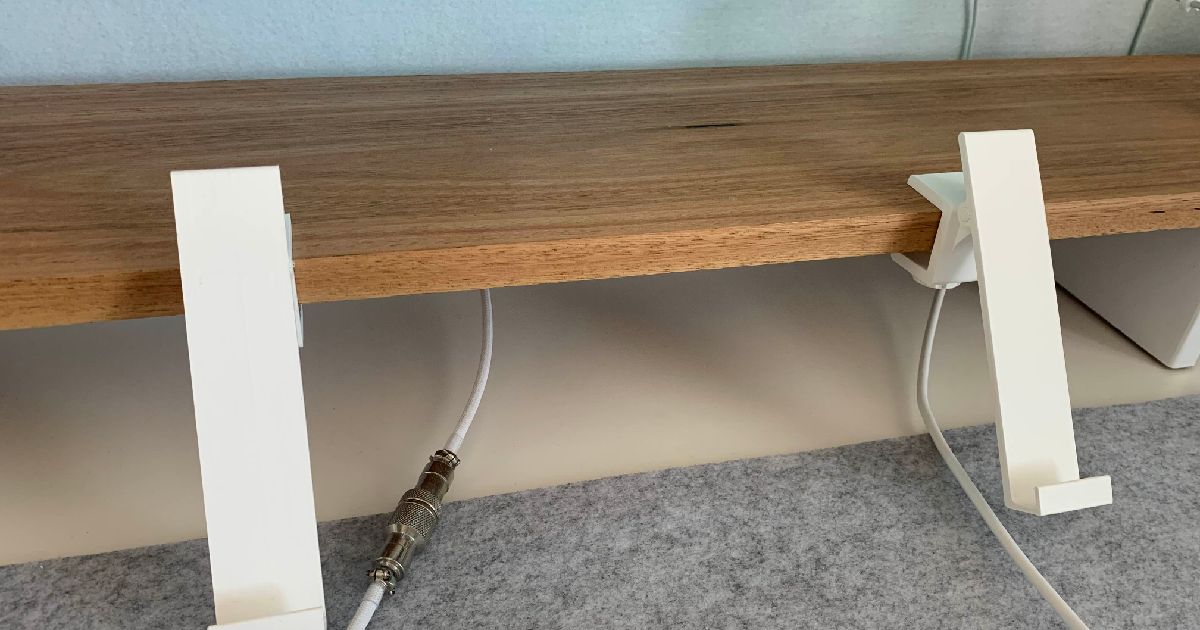 Adjustable Tablet Holder for Monitor Risers/Desk Shelfs by Kya3D ...