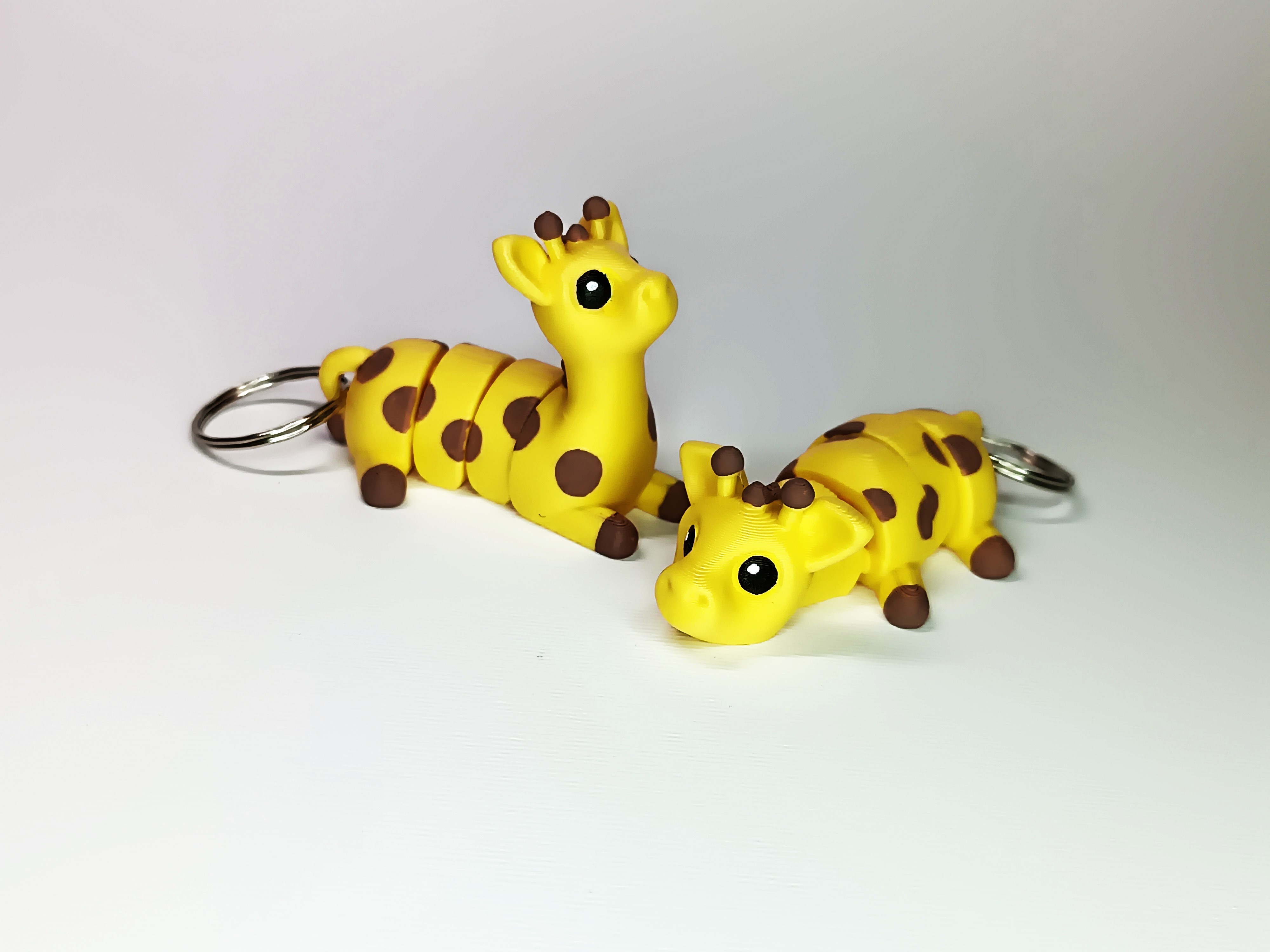 Cute Flexi Pets Giraffe (Keychain Friendly) by Valeria Momo & Mattia ...