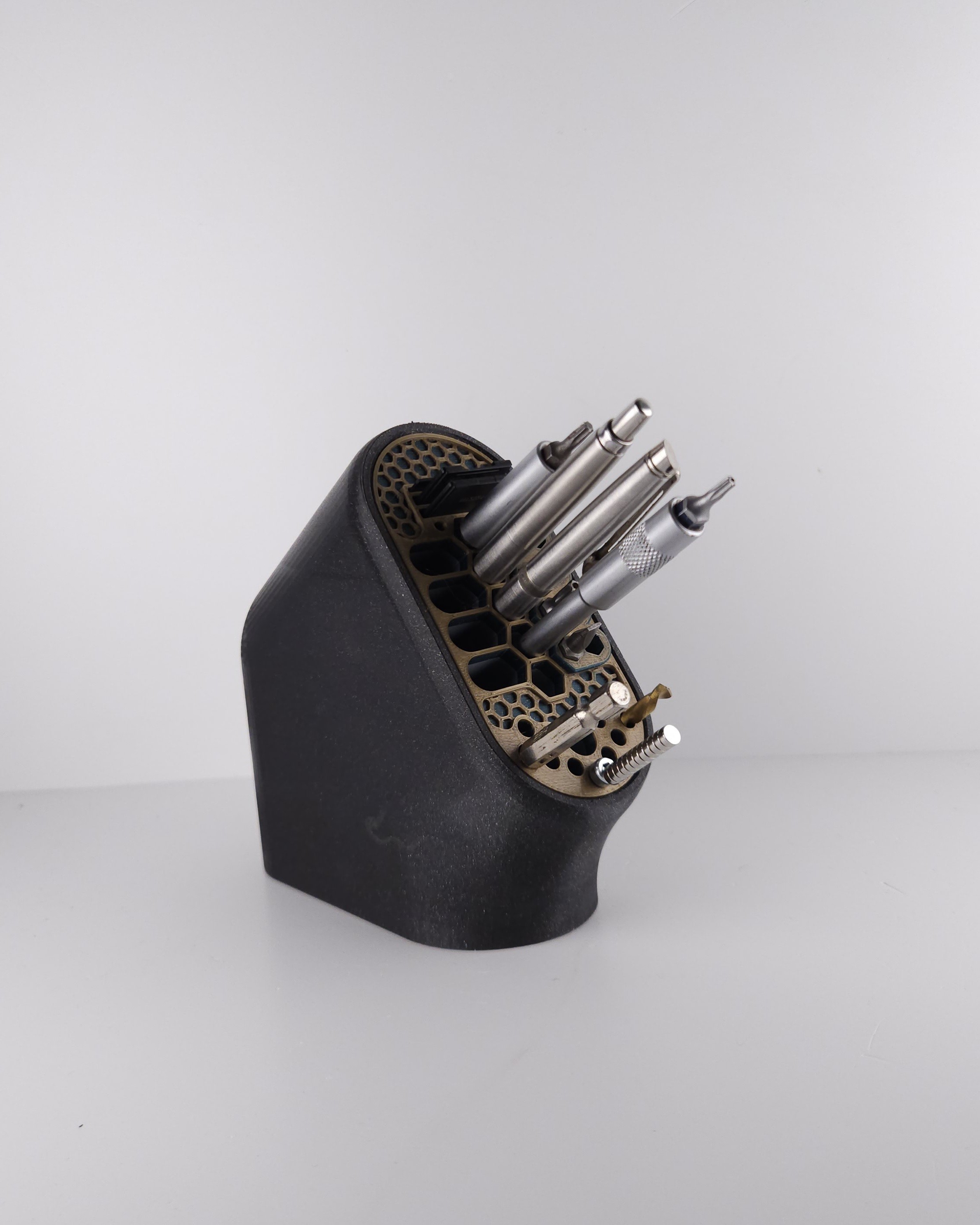 Slant Stand (desk organizer) by SMACKMAX_ | Printables Store