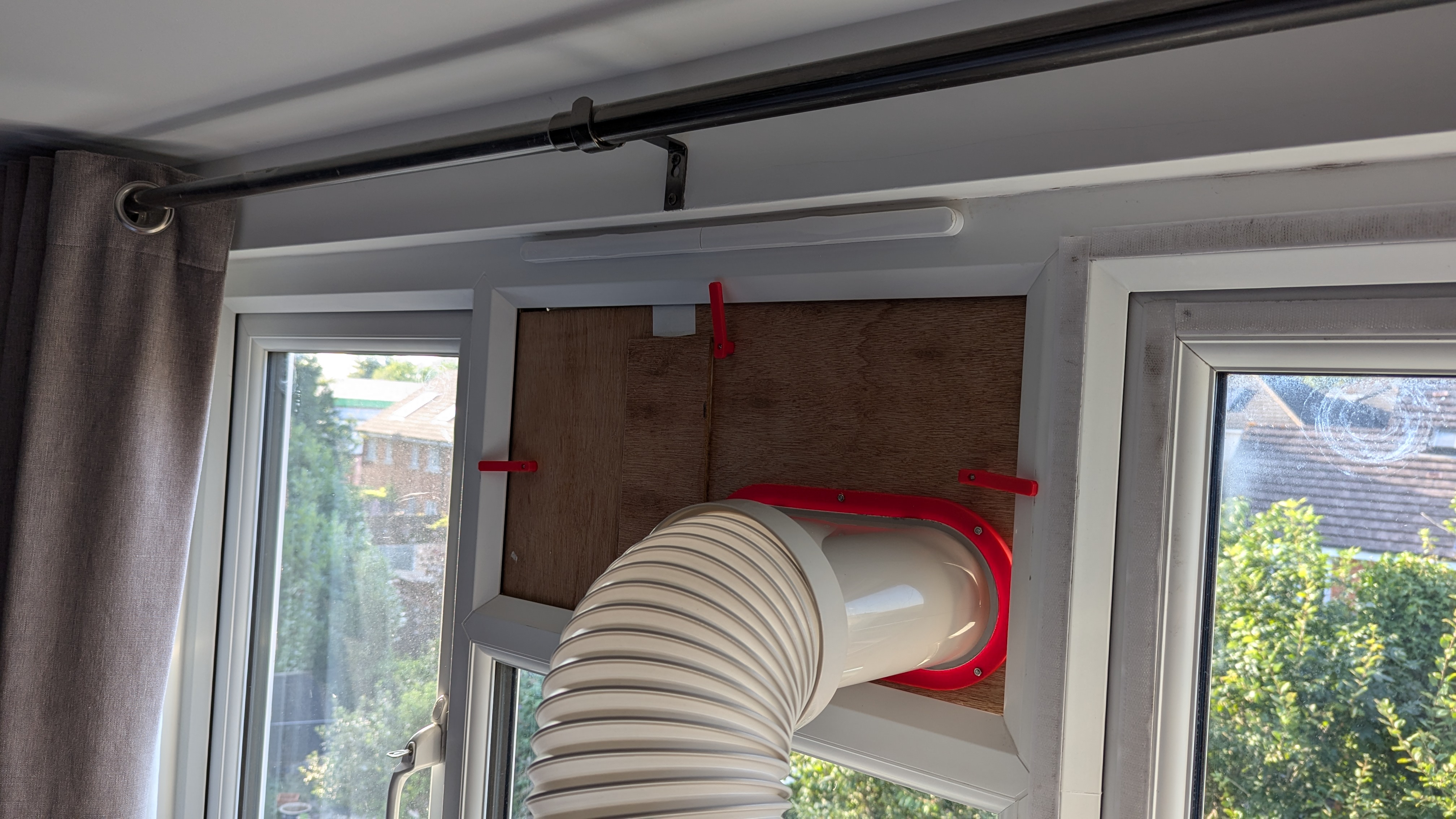 Window blocker for portable AC unit by Speakoid | Download free STL ...