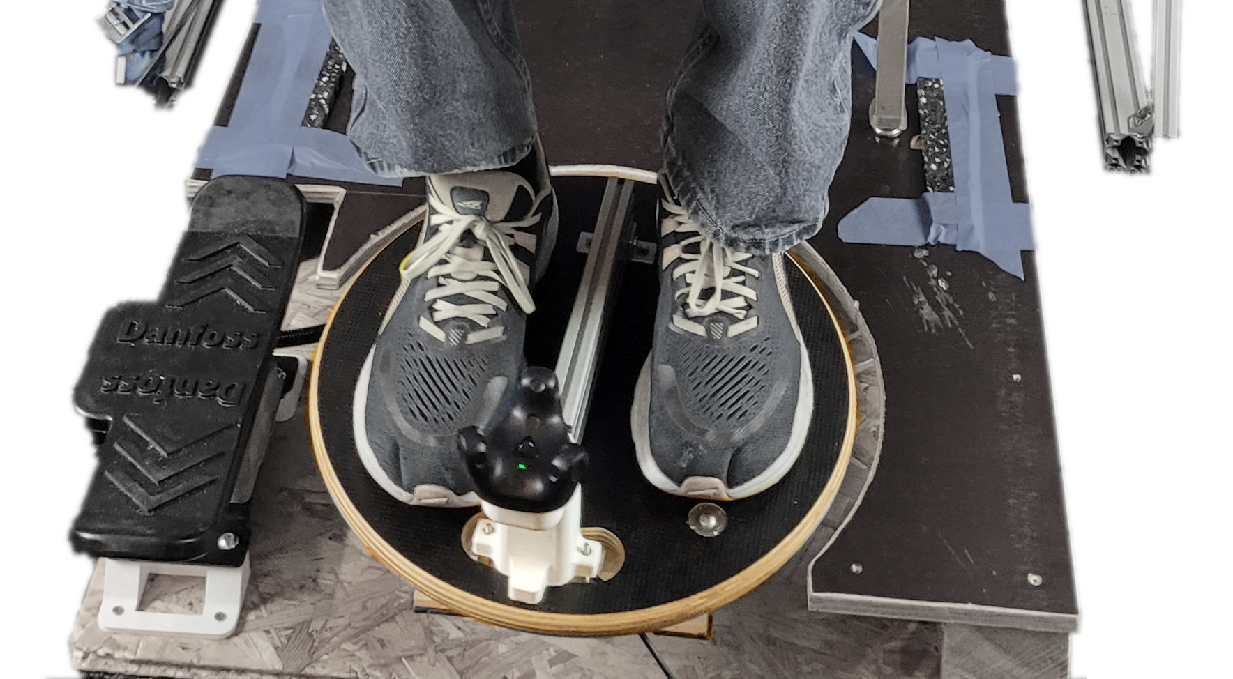 Hands-Free VR Locomotion Controller por airglow | Descargar modelo STL ...