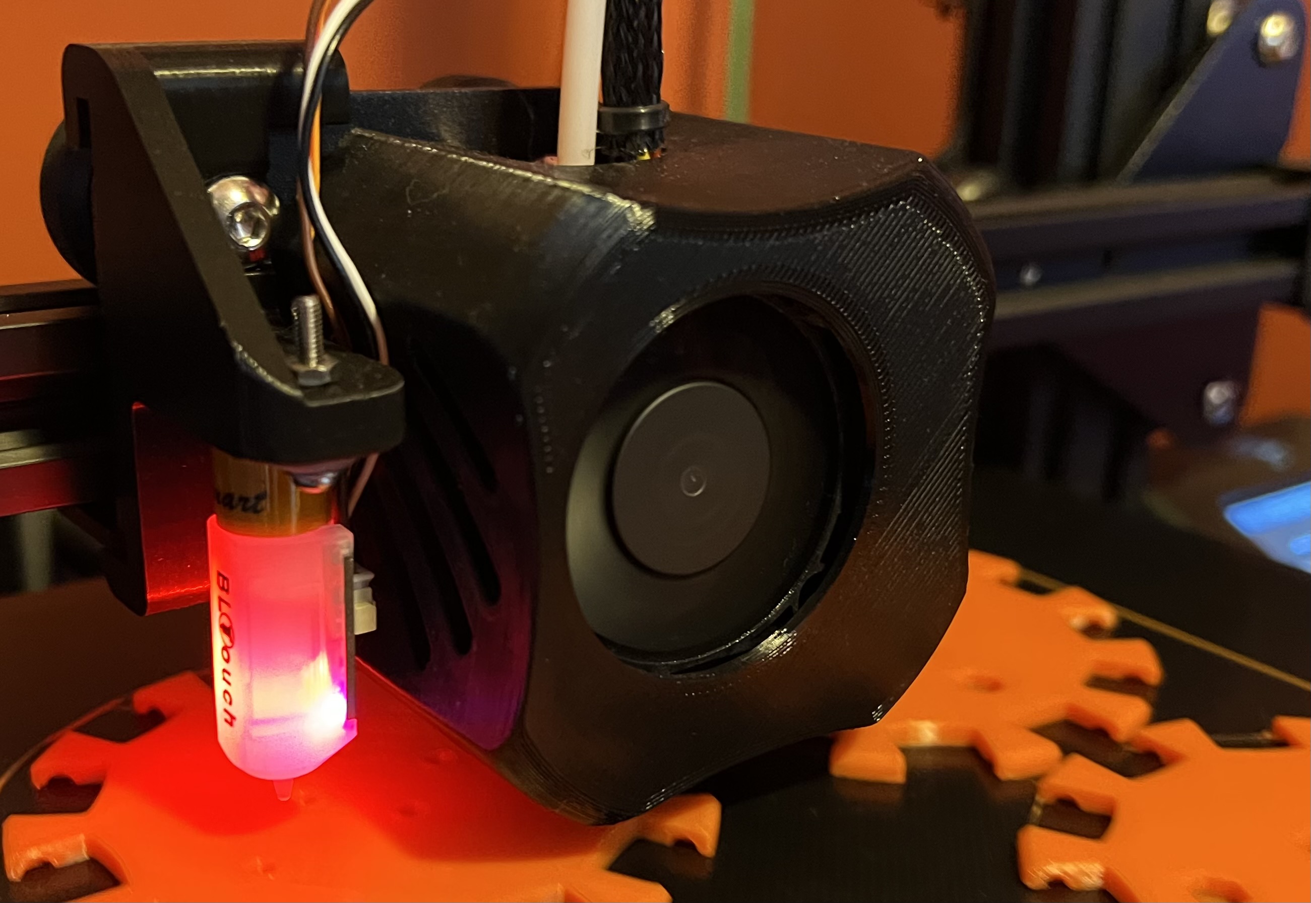 Quieter Ender 3 V2 Fan Shroud by iRndmz | Download free STL model ...